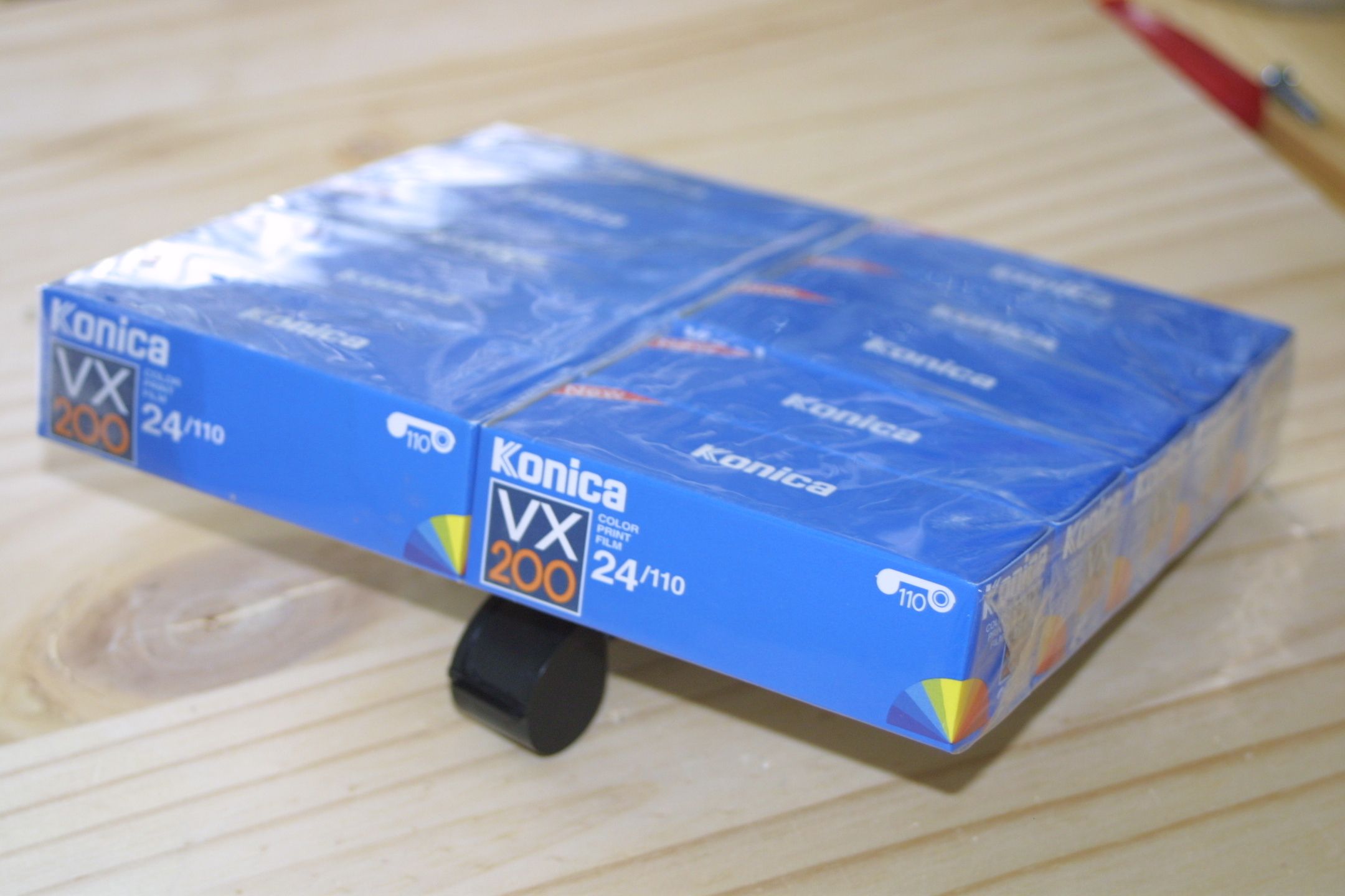 Disassemble and Reload a 110 Film Cartridge : 8 Steps (with Pictures ...