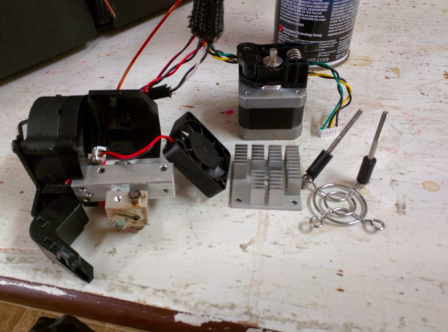 MakerBot Replicator 2 Fast Clean Guide : 8 Steps (with Pictures) - Instructables