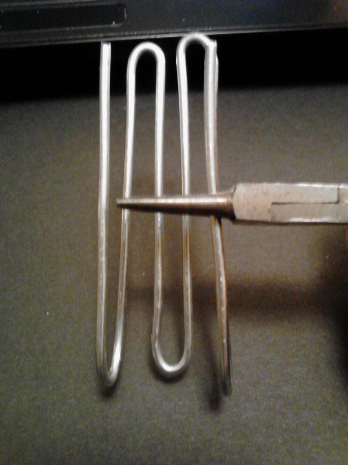 Wire Phone Stand : 9 Steps - Instructables