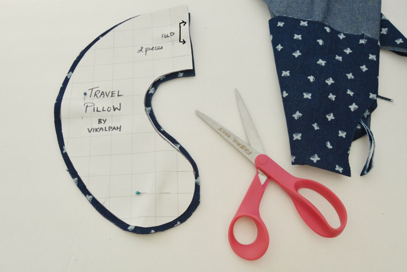 How to Sew a Travel Pillow : 6 Steps (with Pictures) - Instructables