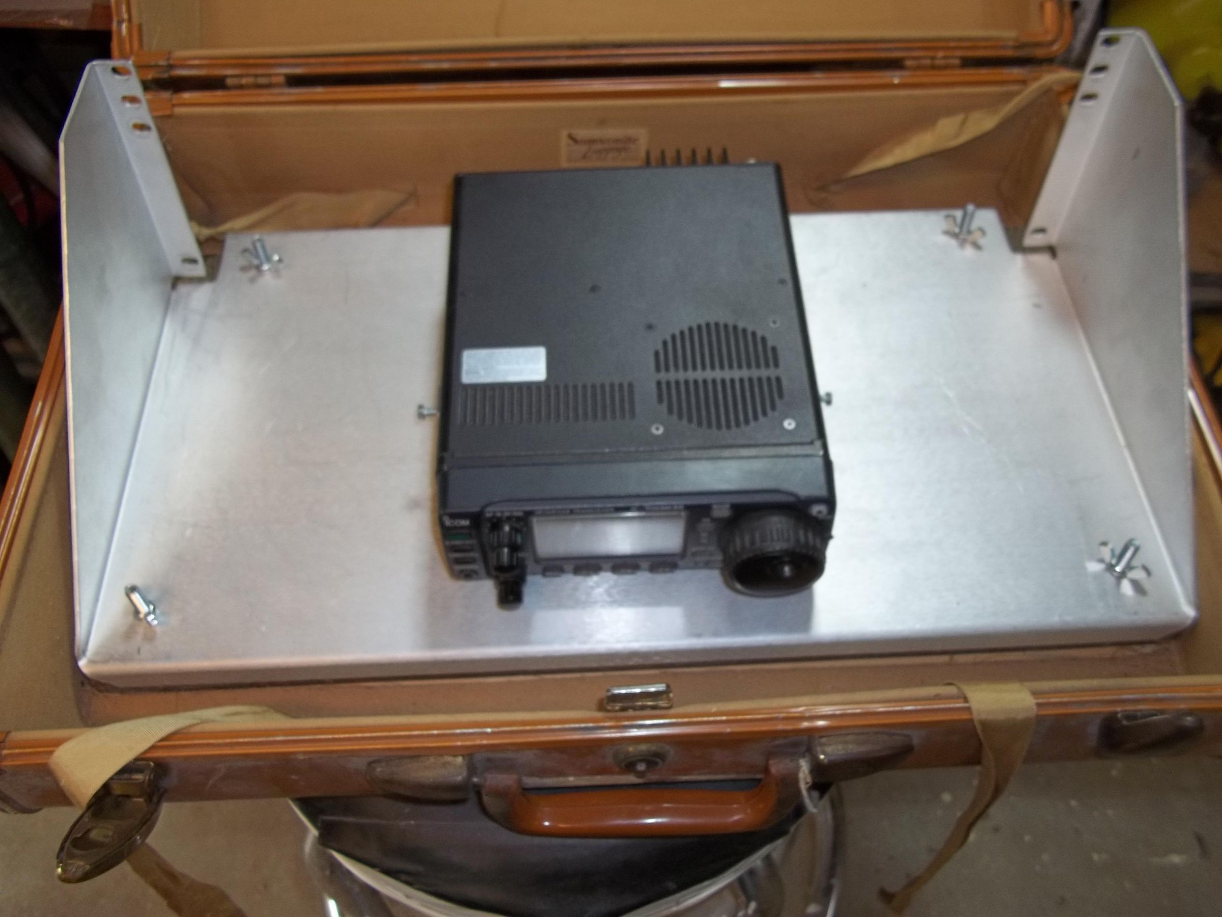 Ham Radio Go-Box in a Suitcase : 7 Steps (with Pictures) - Instructables