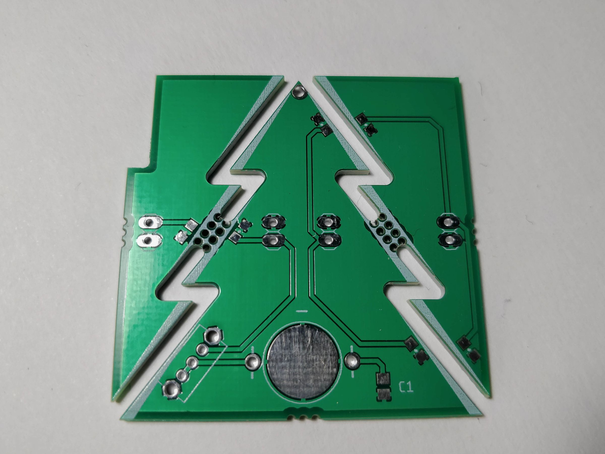$1 PCB Christmas Tree : 7 Steps (with Pictures) - Instructables