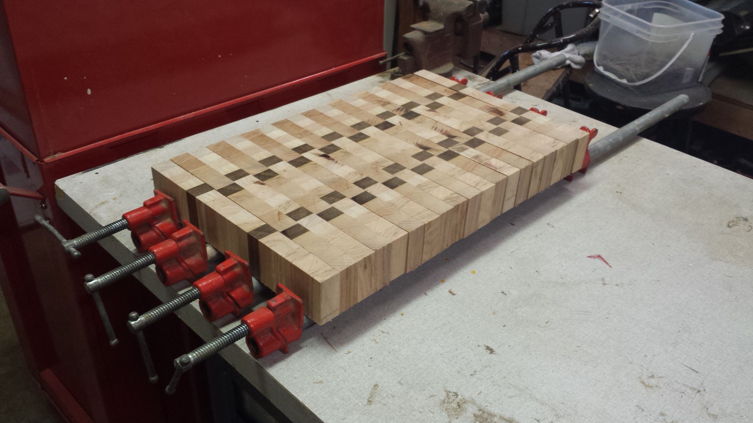 How to Make a SUPER SWEET End Grain Cutting Board! : 13 Steps (with ...