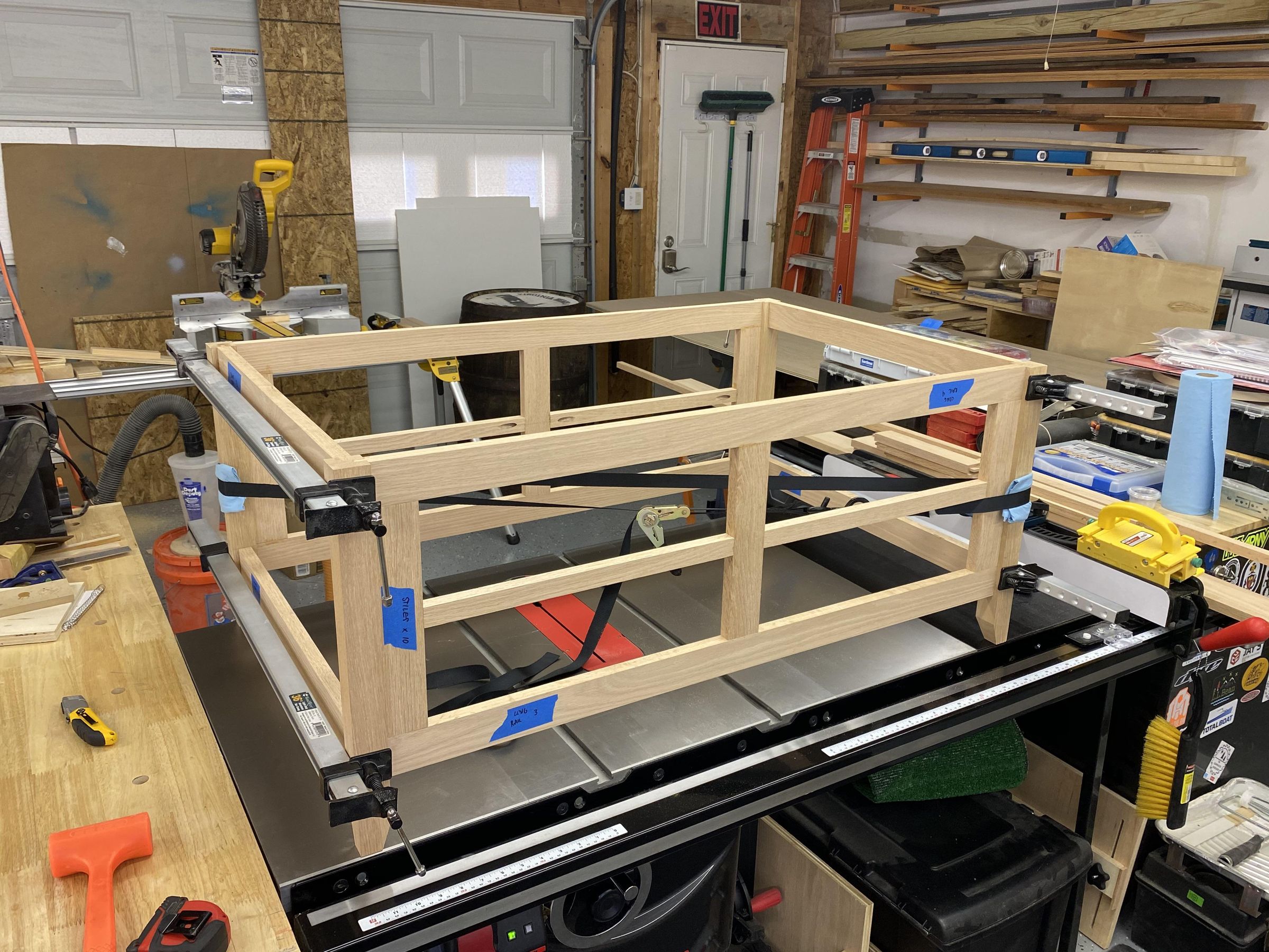 Gaming Coffee Table With Hidden Gaming Area : 4 Steps (with Pictures ...