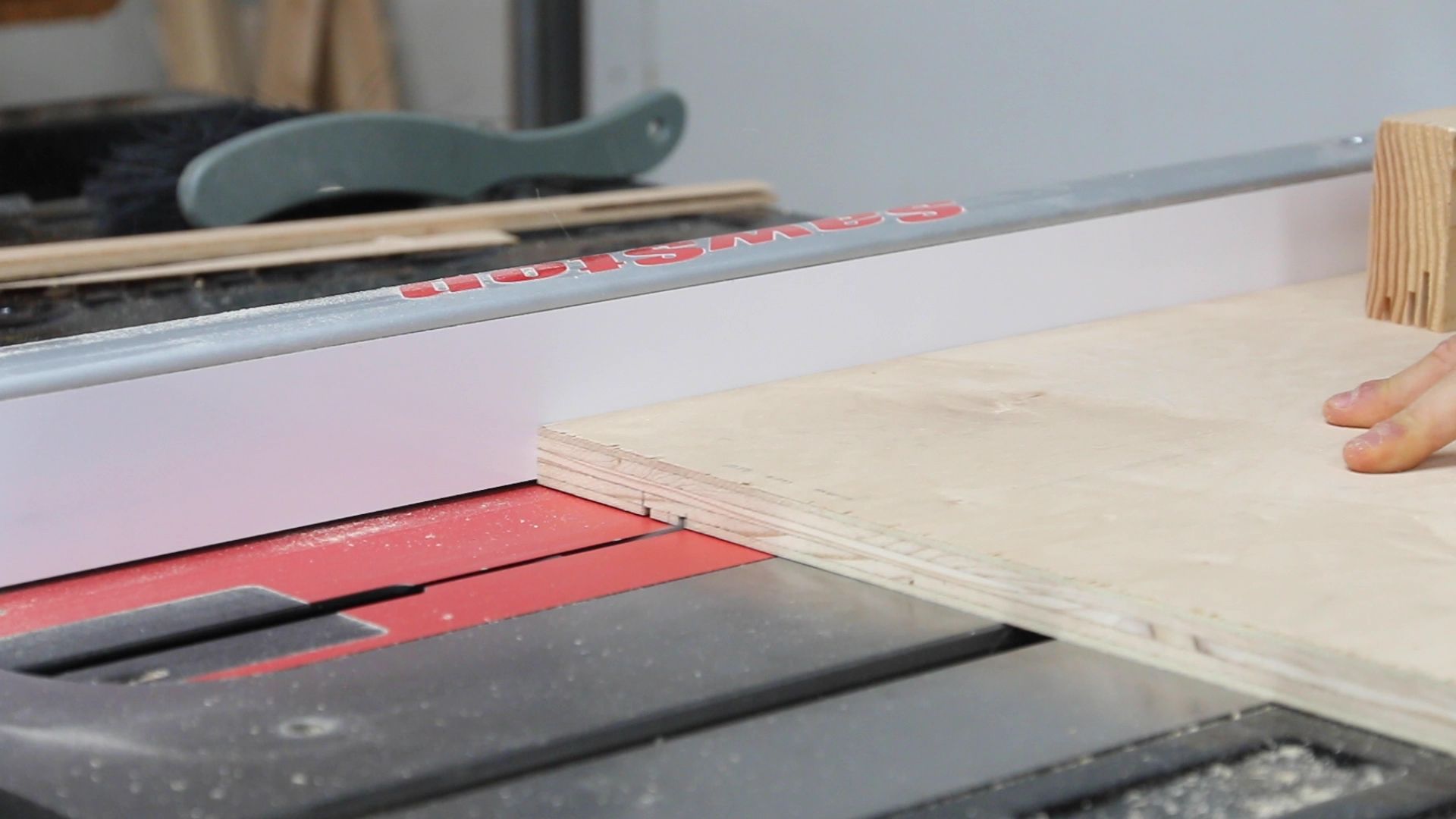 Hexagonal Kumiko Table Saw Sled : 8 Steps (with Pictures) - Instructables