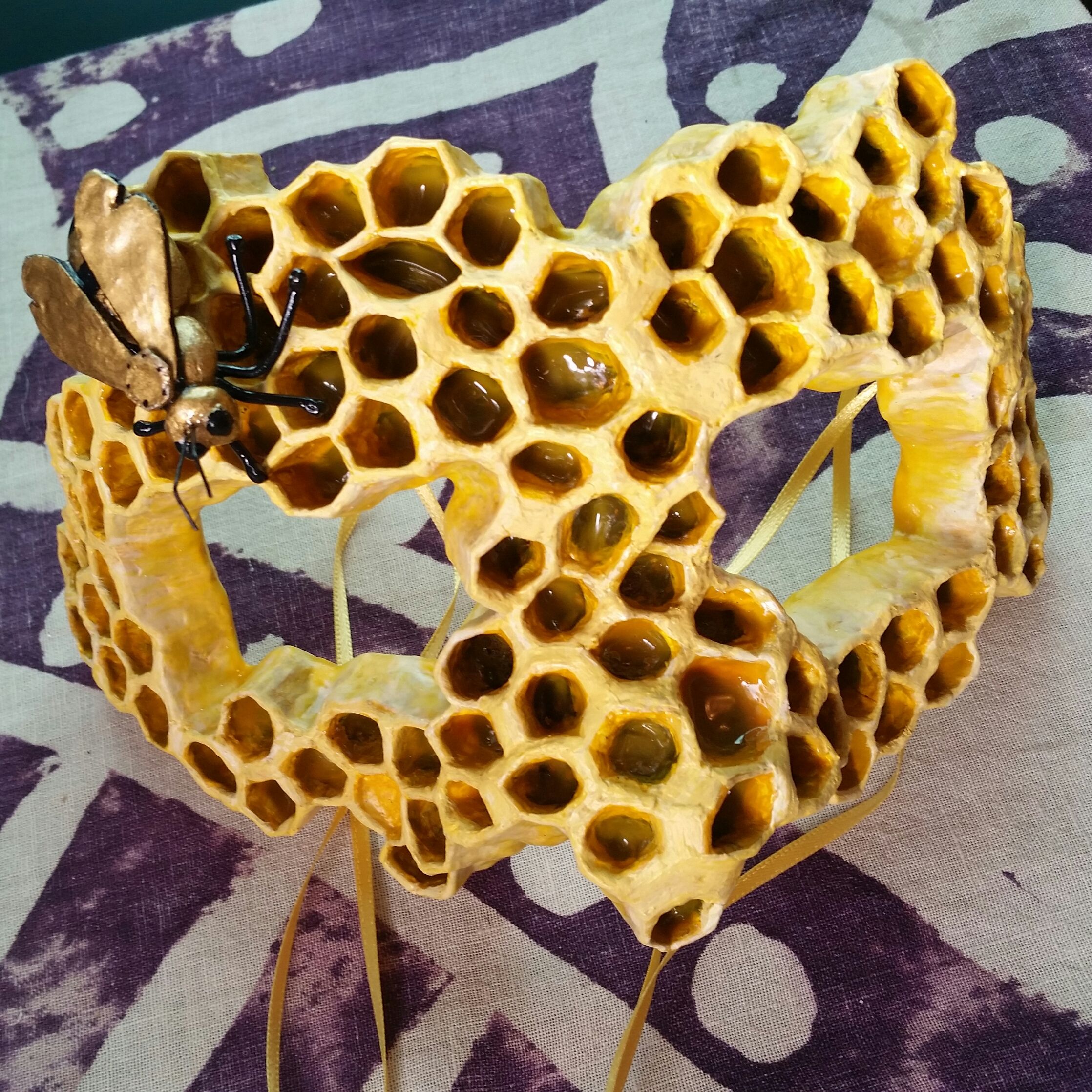 Bee Arthur : 4 Steps (with Pictures) - Instructables
