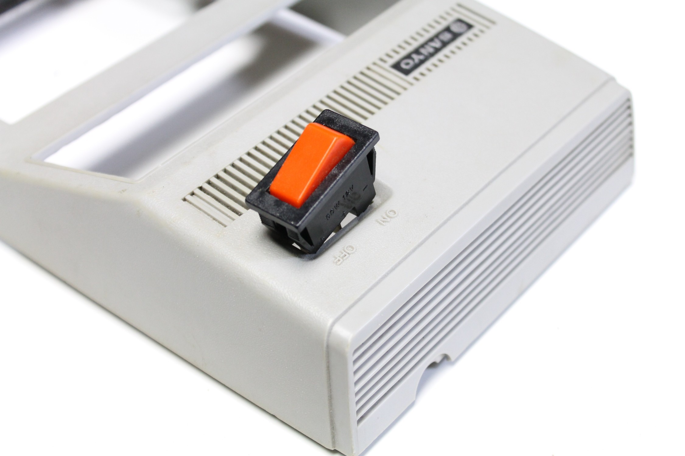 Moog Style Synth : 23 Steps (with Pictures) - Instructables