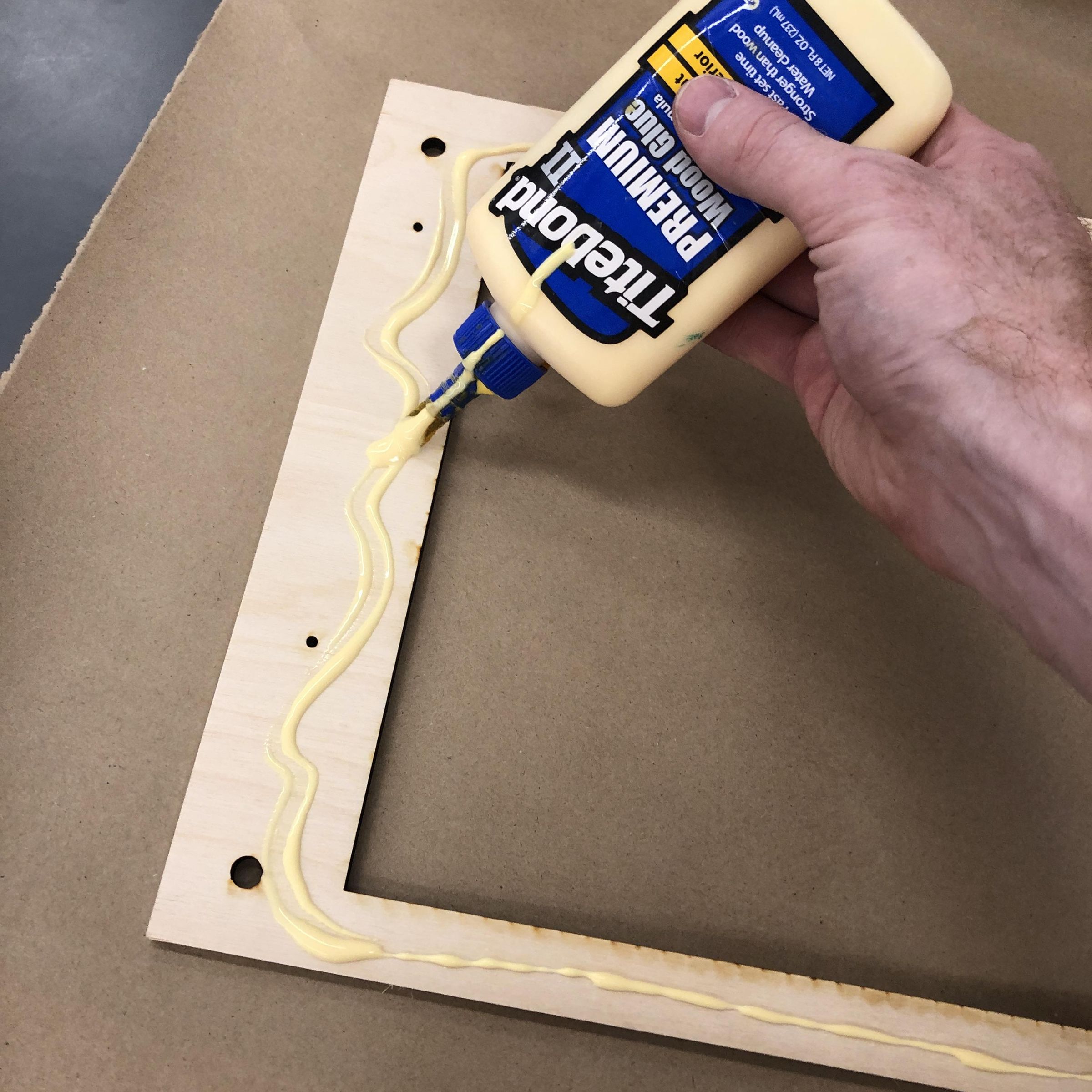 Makerspace Hot Glue Stations : 5 Steps (with Pictures) - Instructables