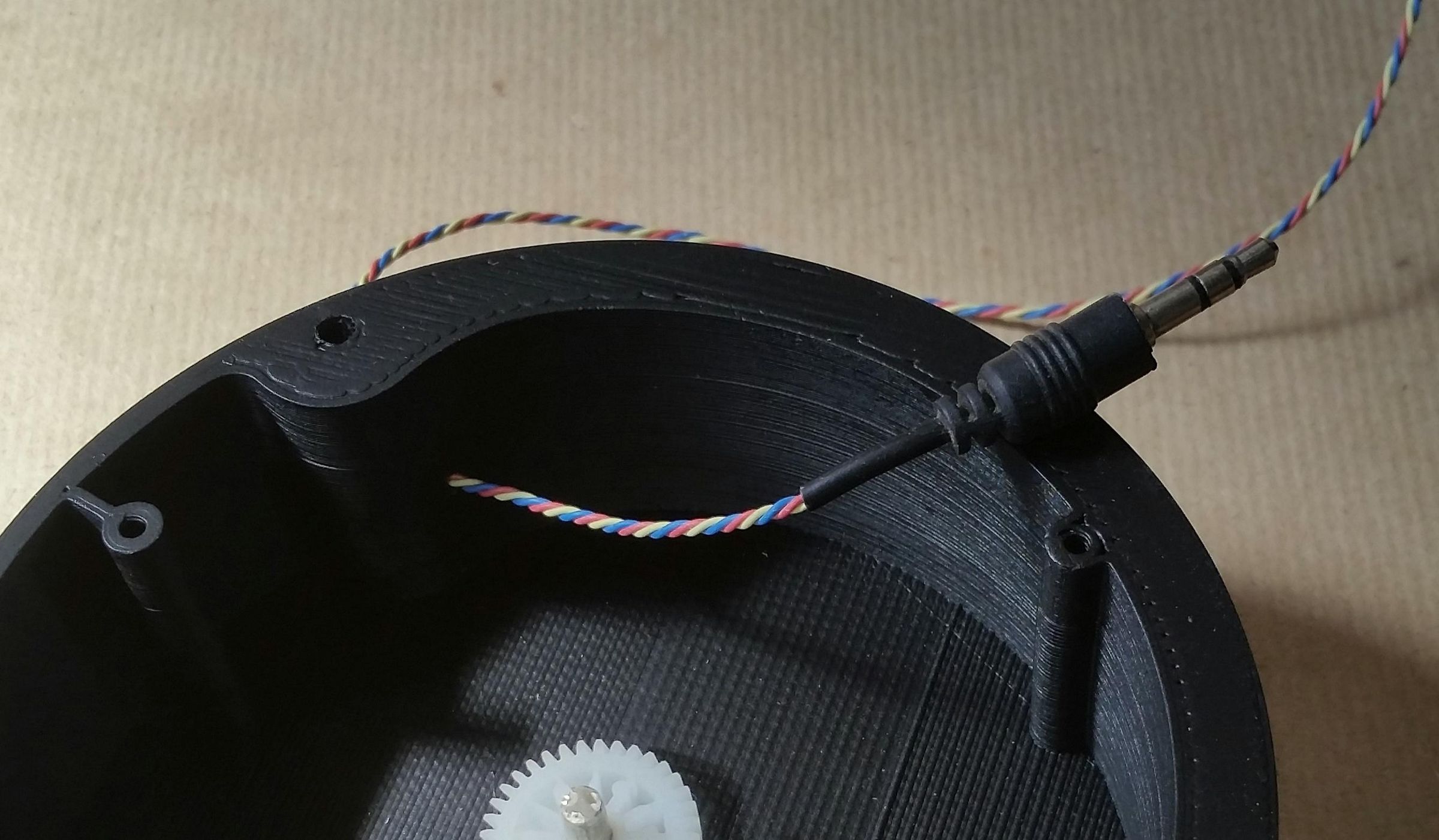 Building a Portable Bluetooth Spinning Record Player : 11 Steps (with ...