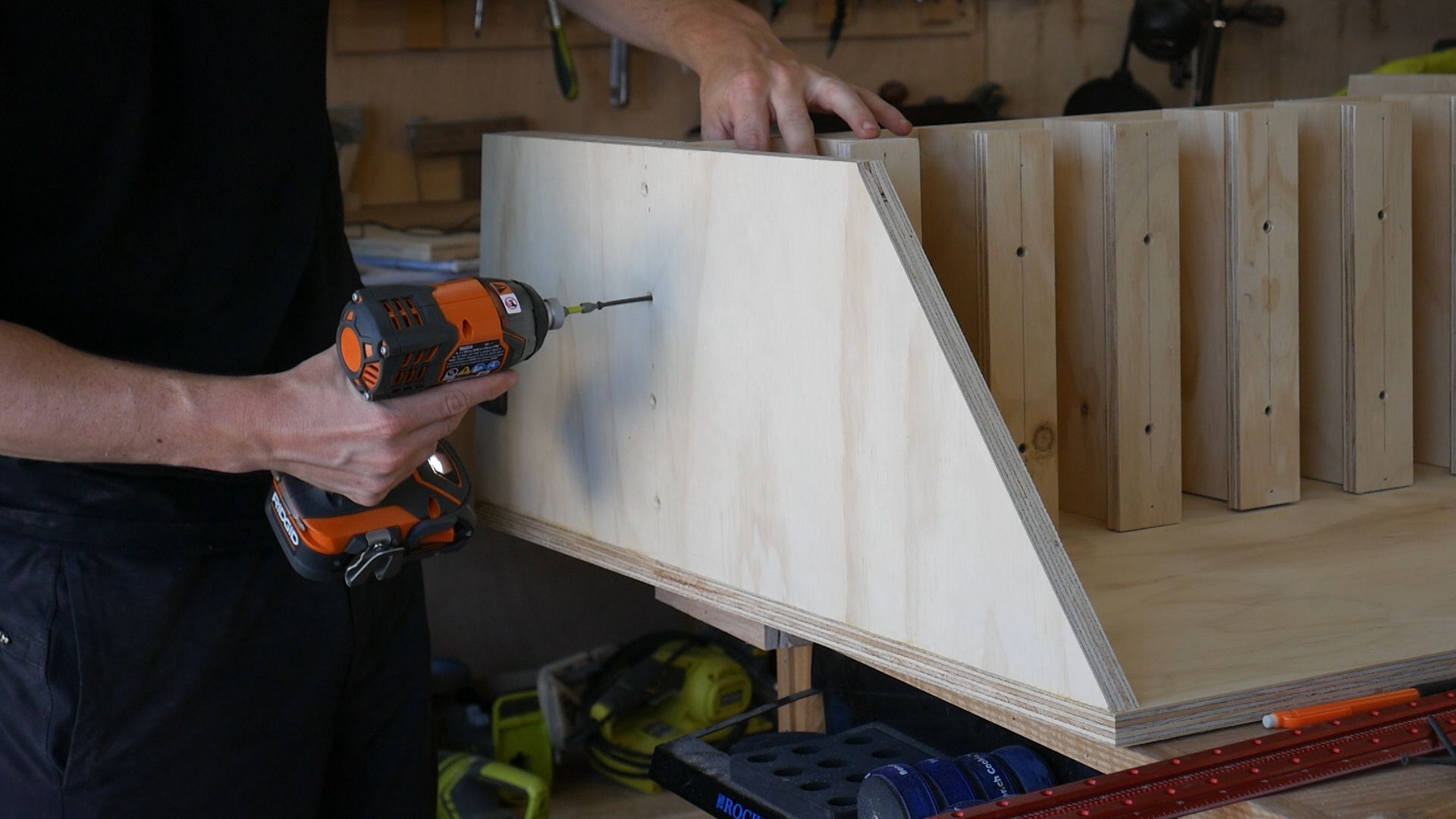 Ultimate Drill Charging / Storage Station : 13 Steps (with Pictures ...