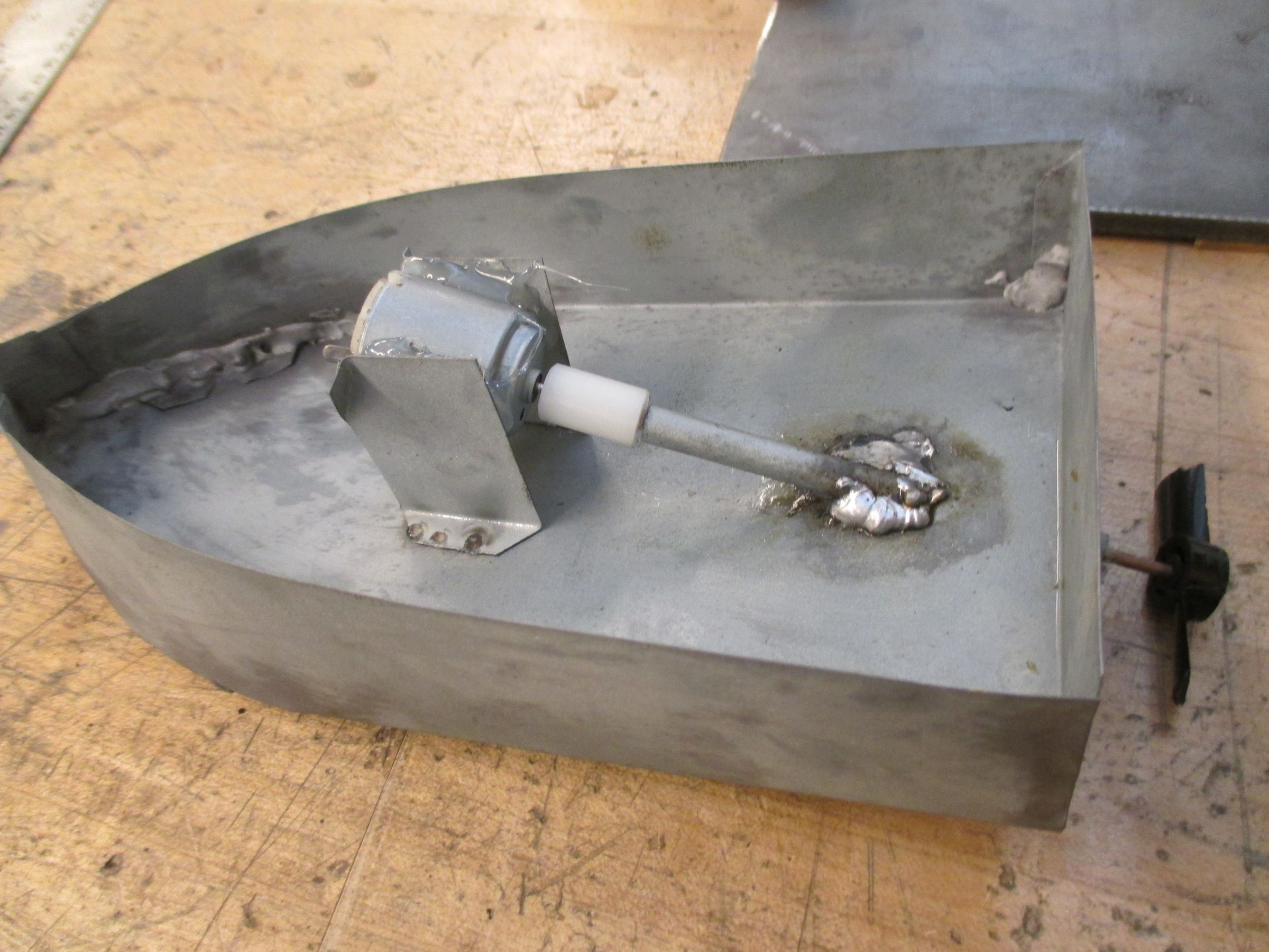 Sheet Metal Boat : 10 Steps - Instructables