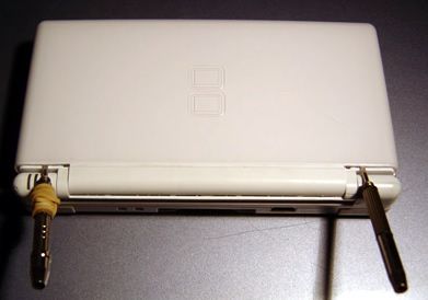 Repairing a Nintendo DS Lite : 7 Steps (with Pictures) - Instructables