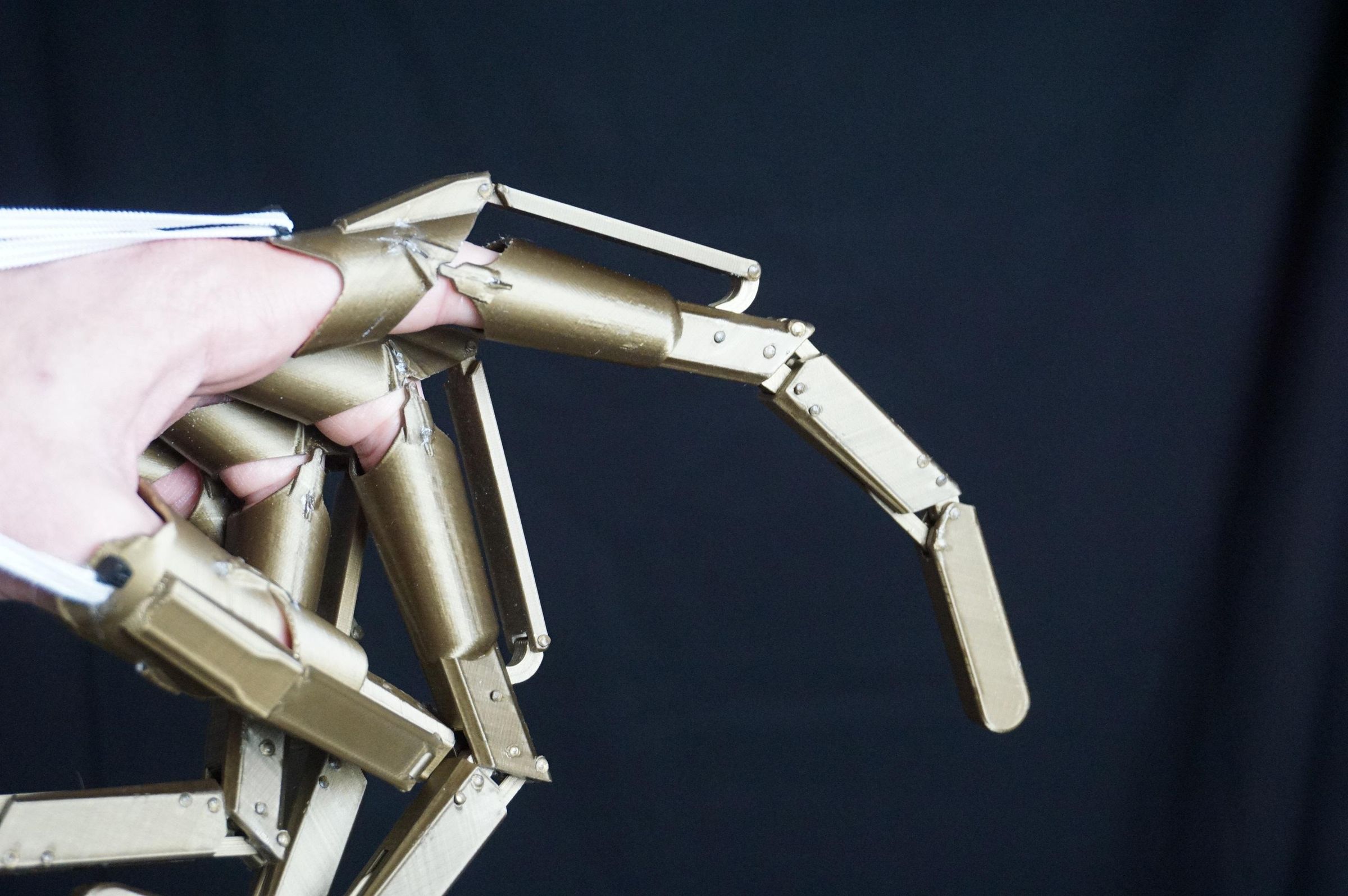 3D Printed Articulated Finger Extensions : 14 Steps (with Pictures ...