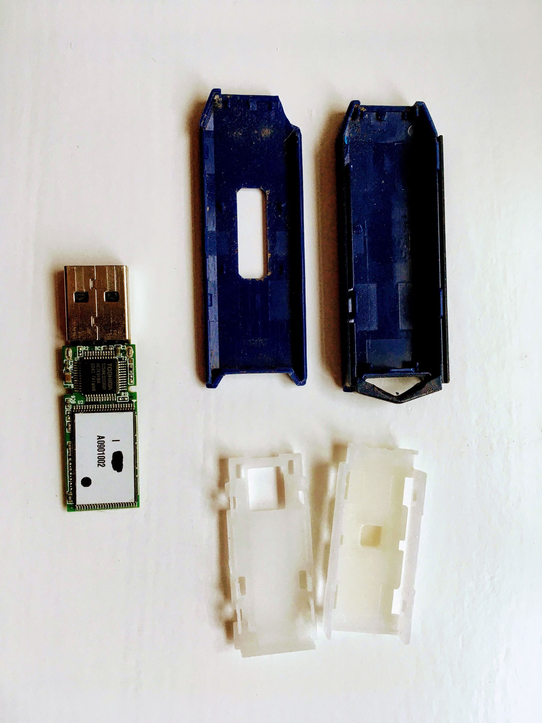 Fix a Damaged USB Memory Stick Case : 6 Steps (with Pictures ...