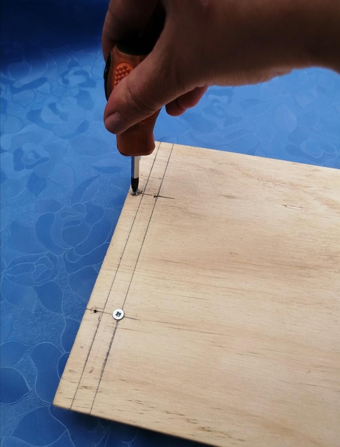 Loom With Combs : 10 Steps (with Pictures) - Instructables