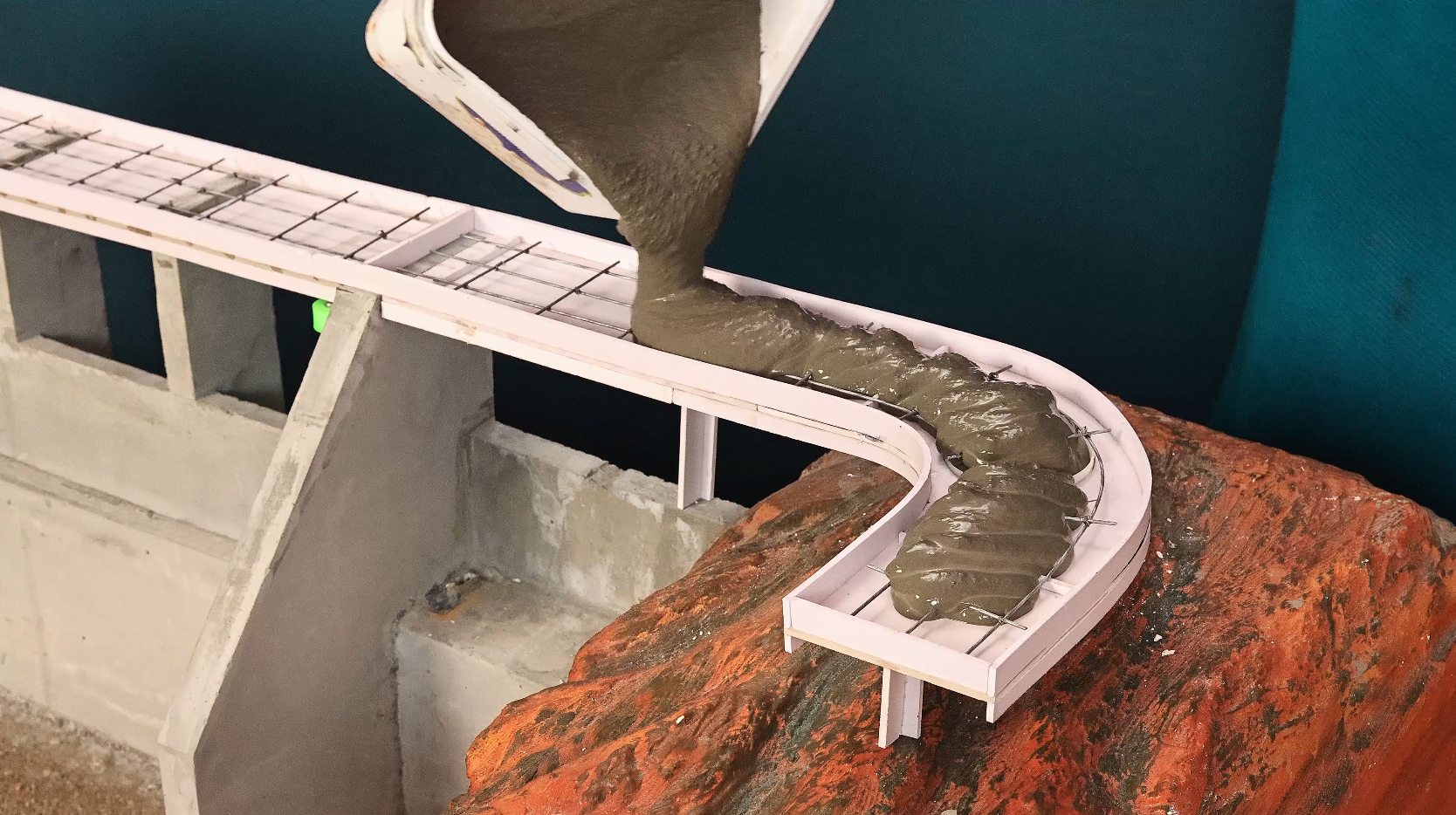 Mini Hydroelectric Concrete Dam : 20 Steps (with Pictures) - Instructables