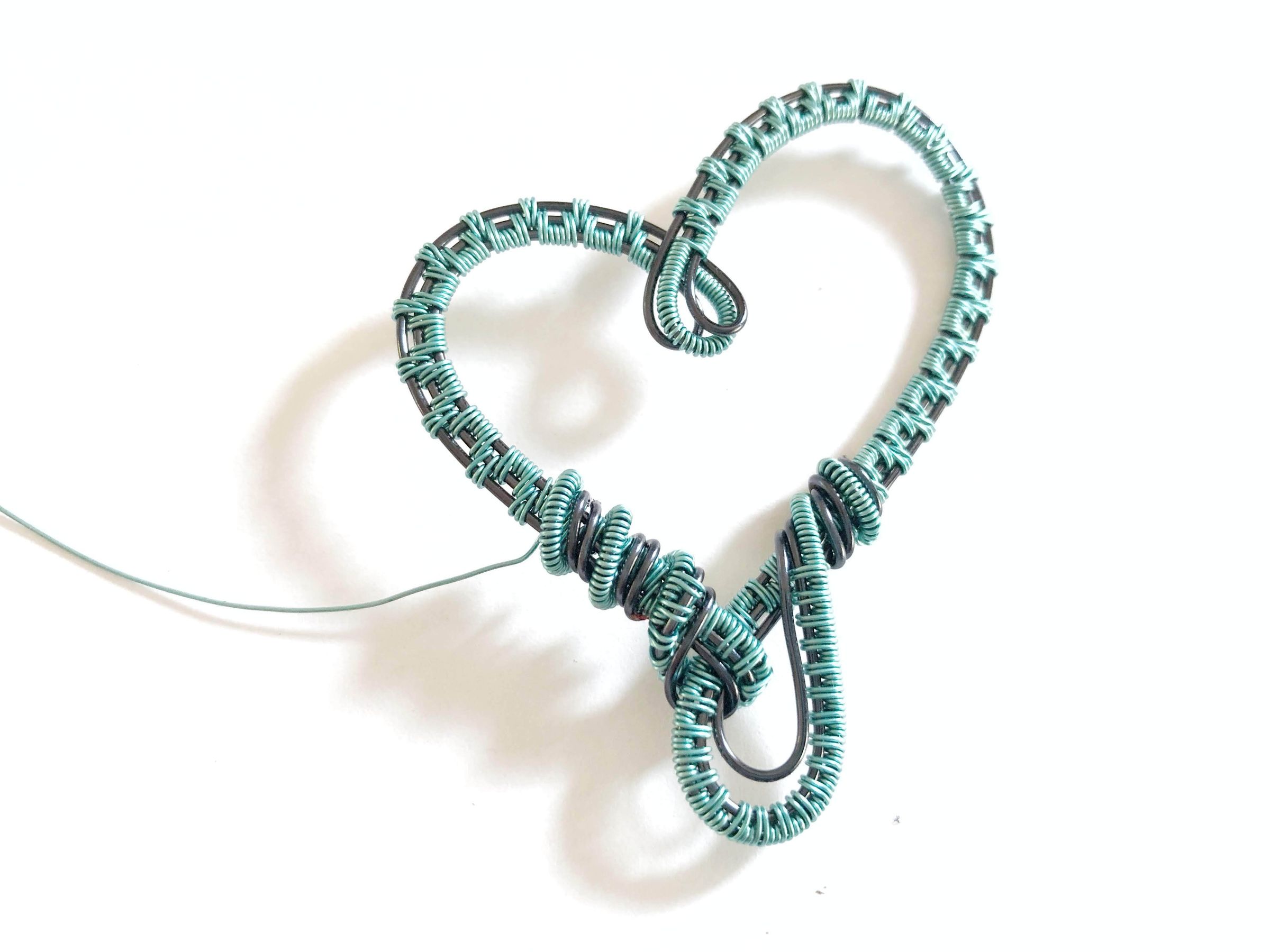 Woven Wire Hearts : 17 Steps (with Pictures) - Instructables