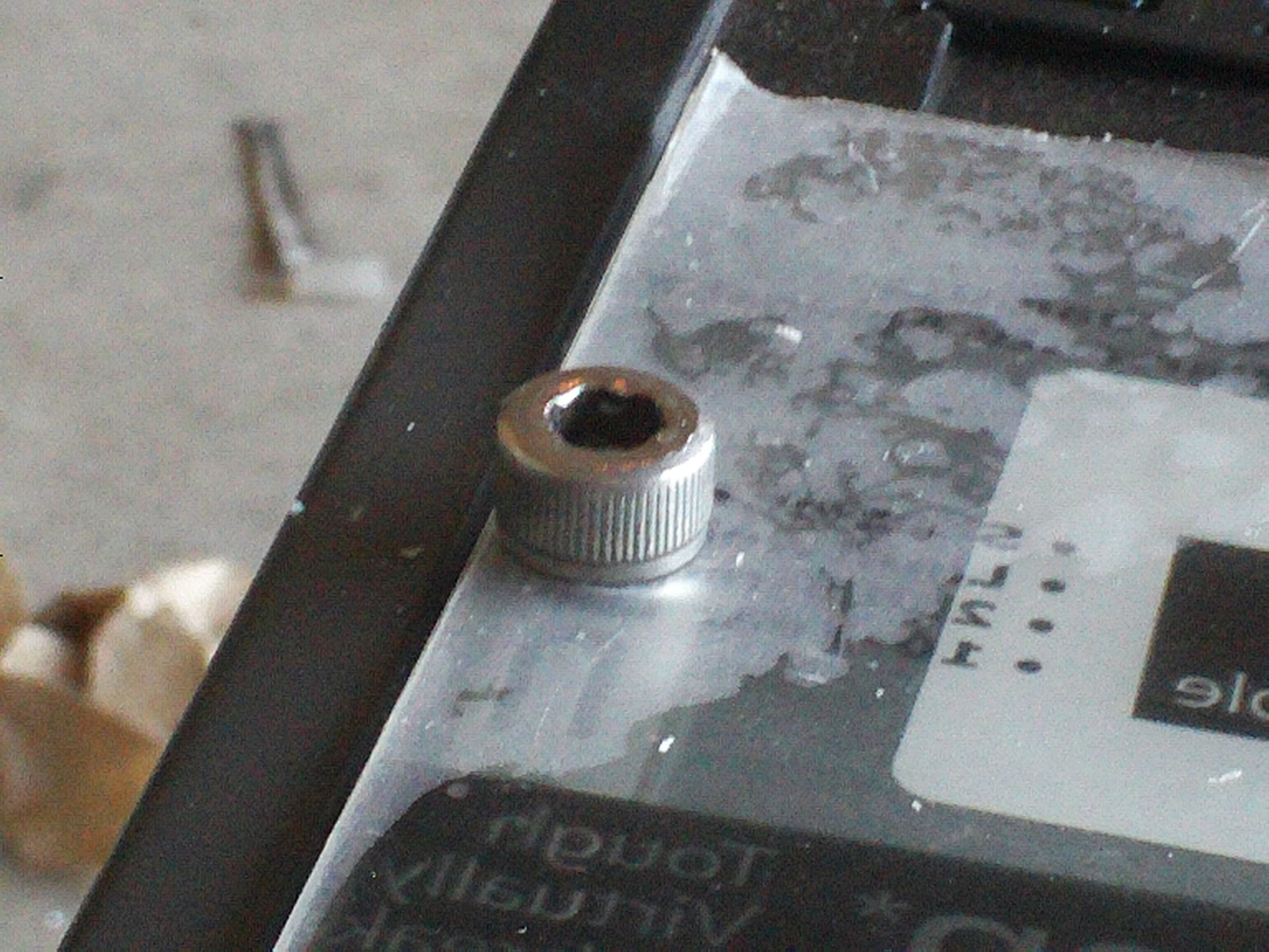Wire a Car Stereo to a Computer PSU : 8 Steps - Instructables