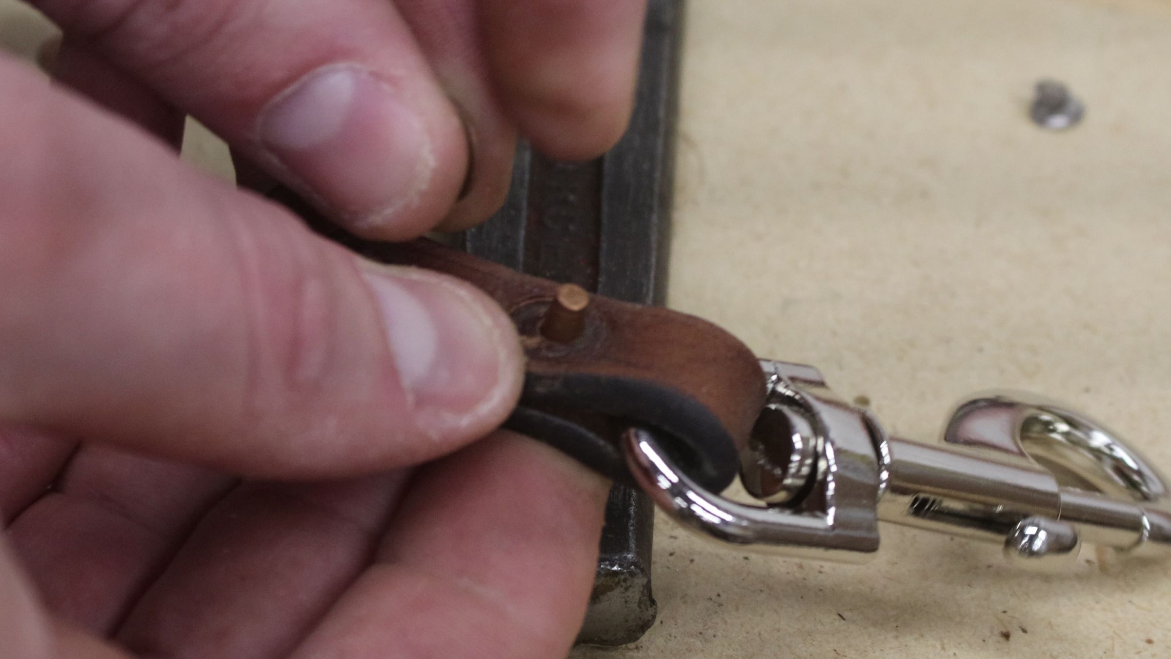How to Replace the Clasp on a Leather Dog Leash : 4 Steps - Instructables