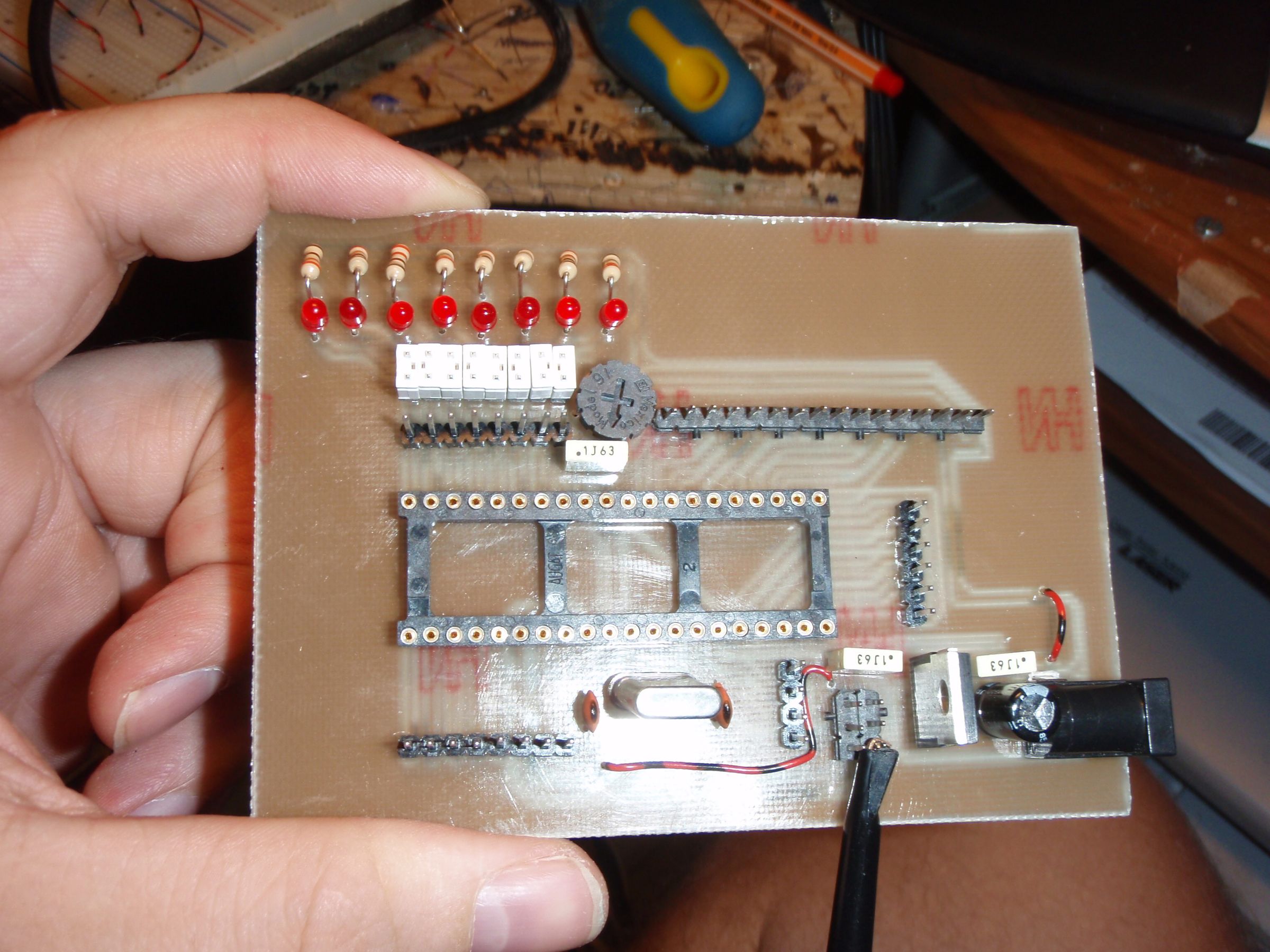 Atmega16/32 Development Board With LCD : 8 Steps - Instructables