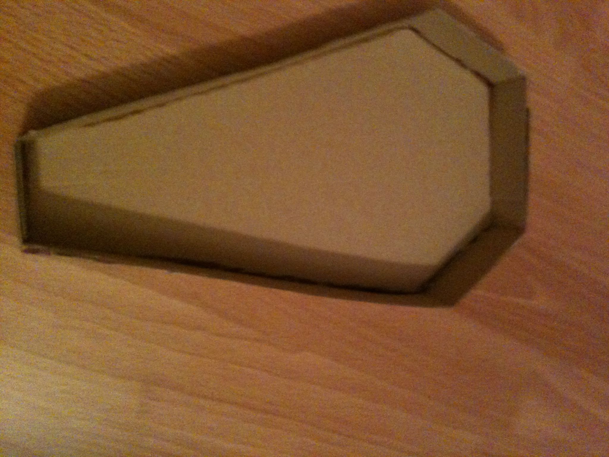 Easy Halloween Coffin : 8 Steps - Instructables