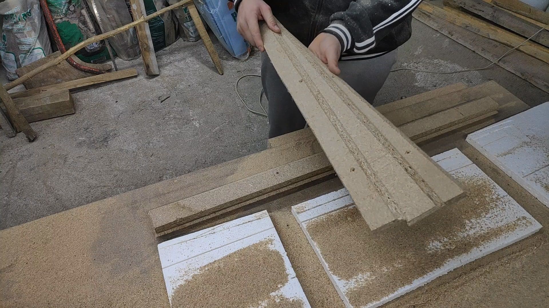 Cutting French Cleat With Circular Saw : 4 Steps - Instructables