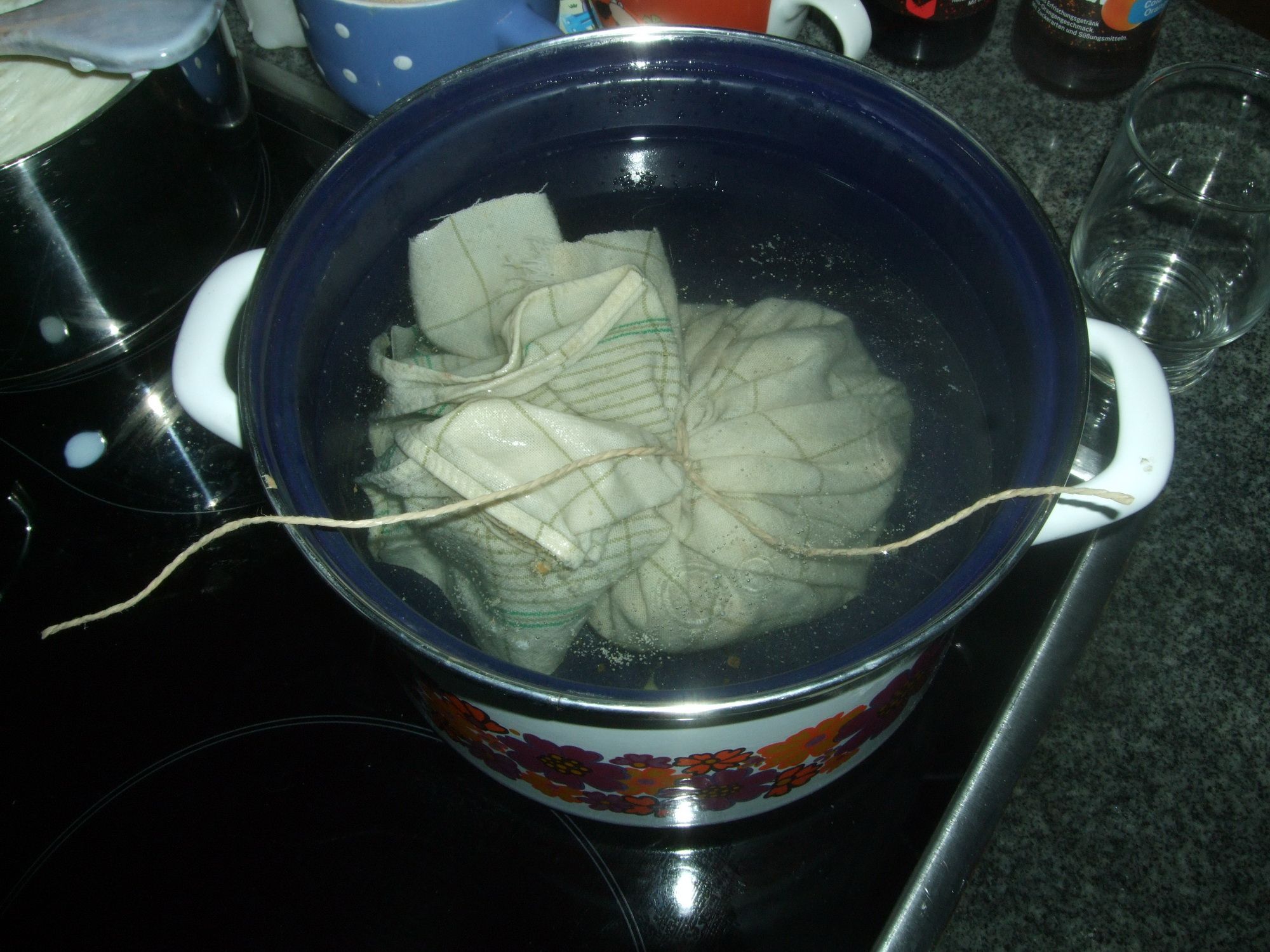 How to Resinate (clean Tree Resin) : 11 Steps - Instructables