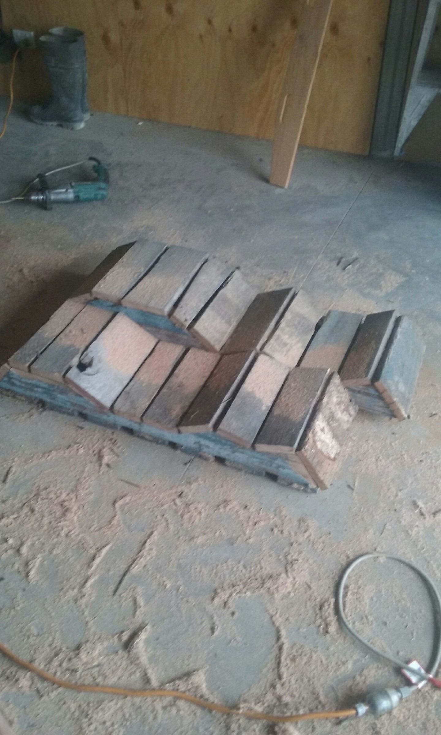 Pallet Rock Crawling Course. : 7 Steps (with Pictures) - Instructables