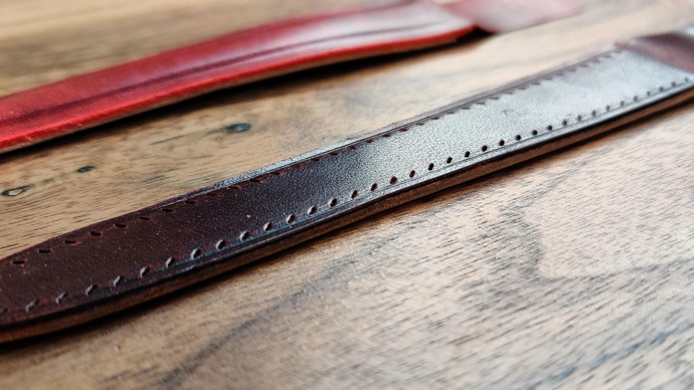 The Art of Luxury Leathercraft: Handcrafting a Leather Watch Strap : 25 ...