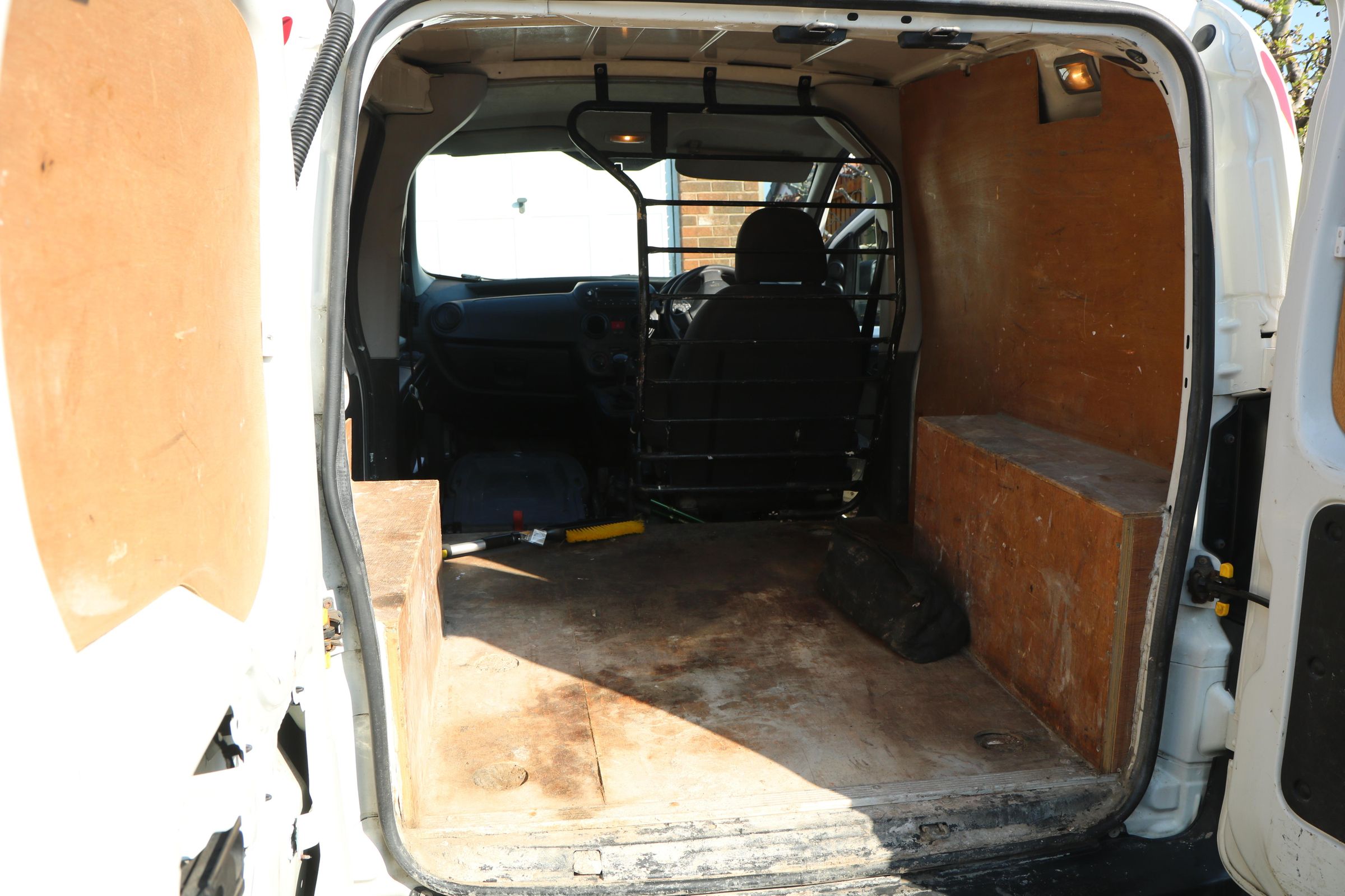 Get Into Van Life for Free : 8 Steps (with Pictures) - Instructables
