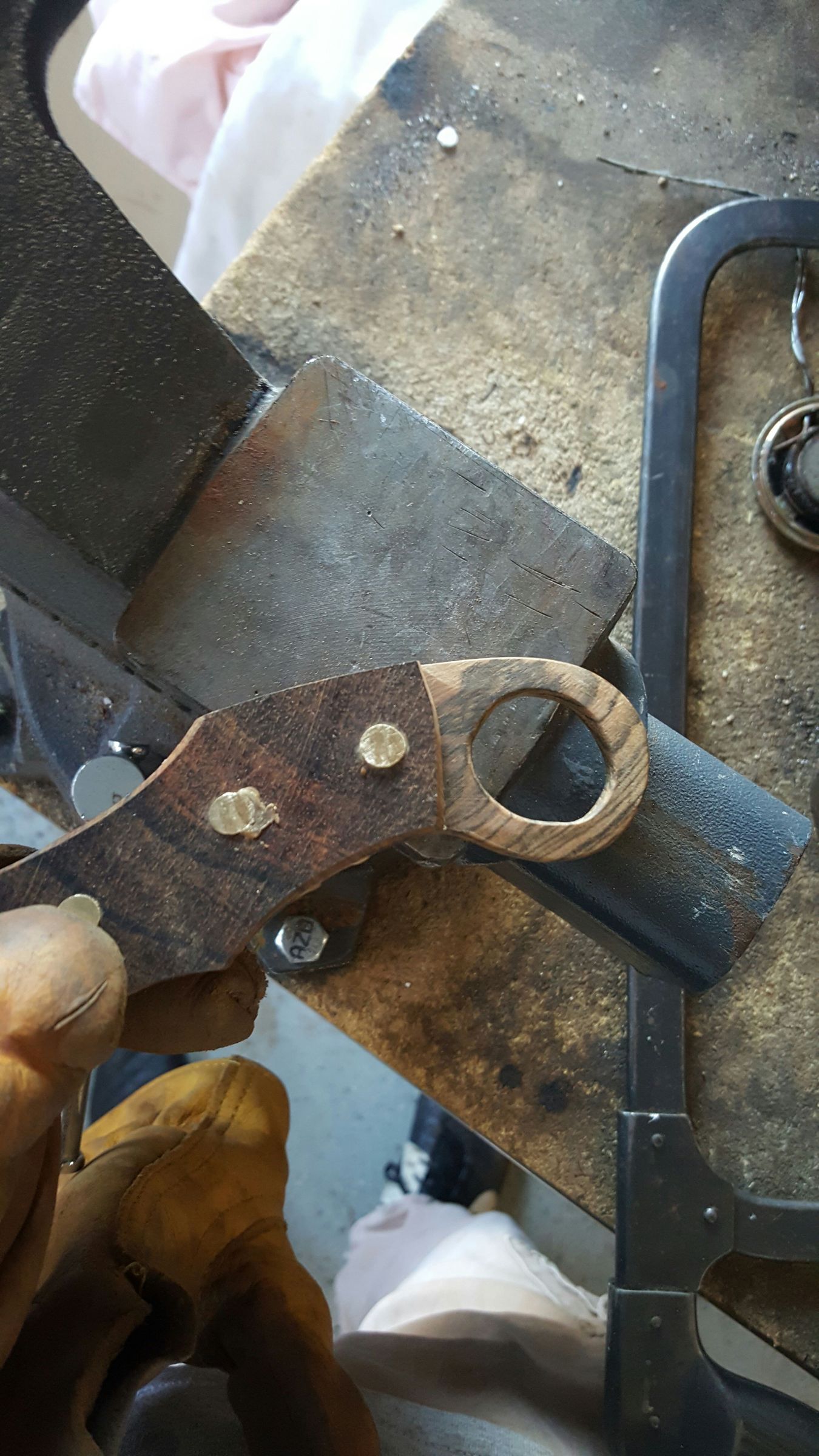 Training Karambit : 6 Steps (with Pictures) - Instructables