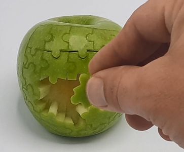 Apple Puzzle : 4 Steps (with Pictures) - Instructables