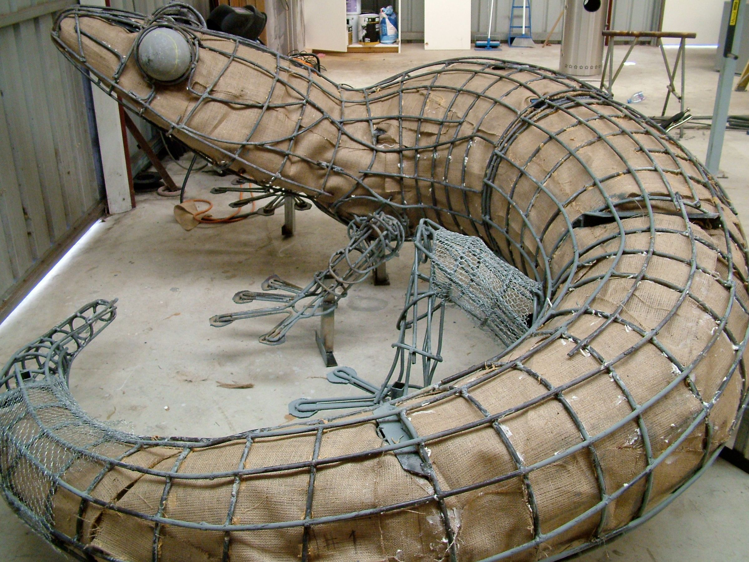 Makng a Concrete Gecko (7.5m ) : 10 Steps (with Pictures) - Instructables