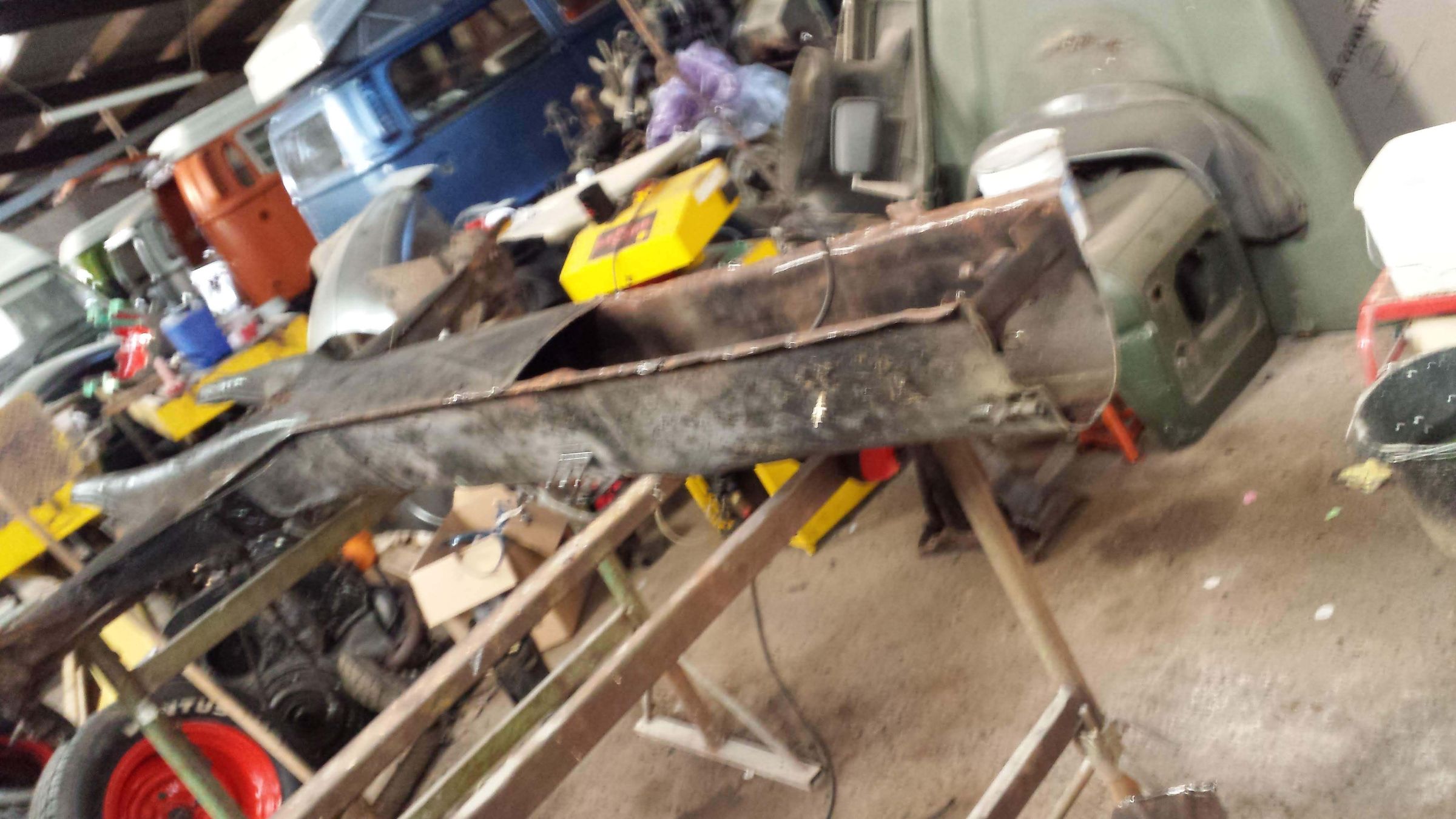 Chassis Restoration on a Volkswagen Beetle Volksrod : 12 Steps (with ...