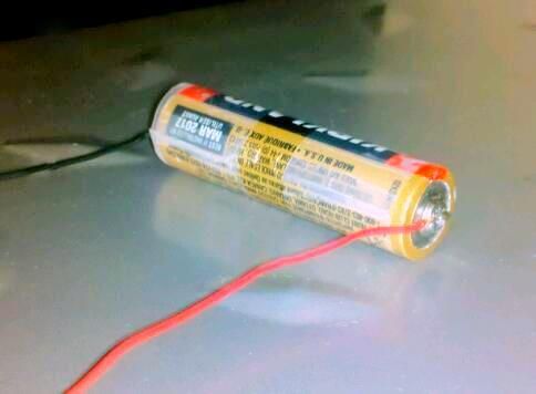 Soldering Directly Onto a Battery : 4 Steps - Instructables