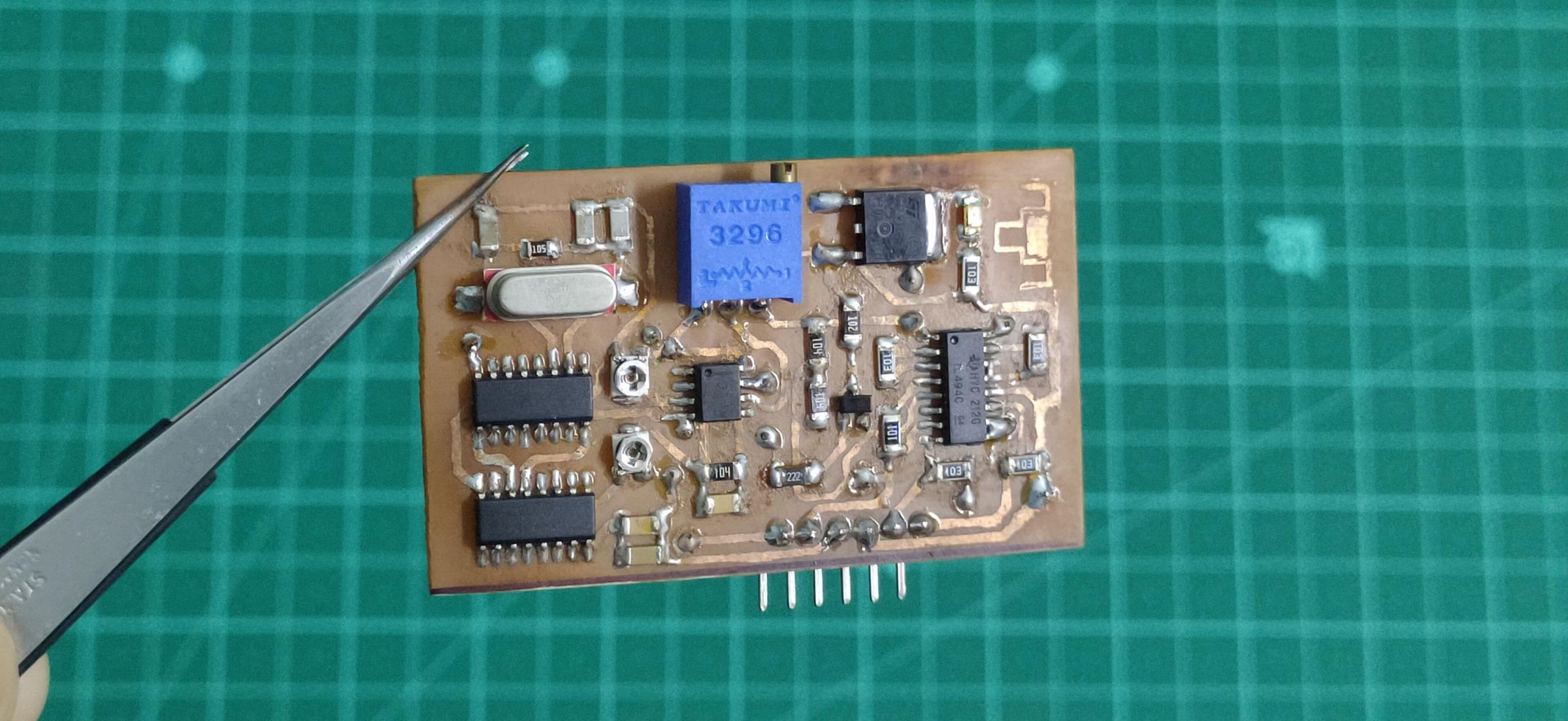 TL494 Working With a Crystal || Generate Perfect 50Hz Modified Square Waves : 12 Steps (with ...