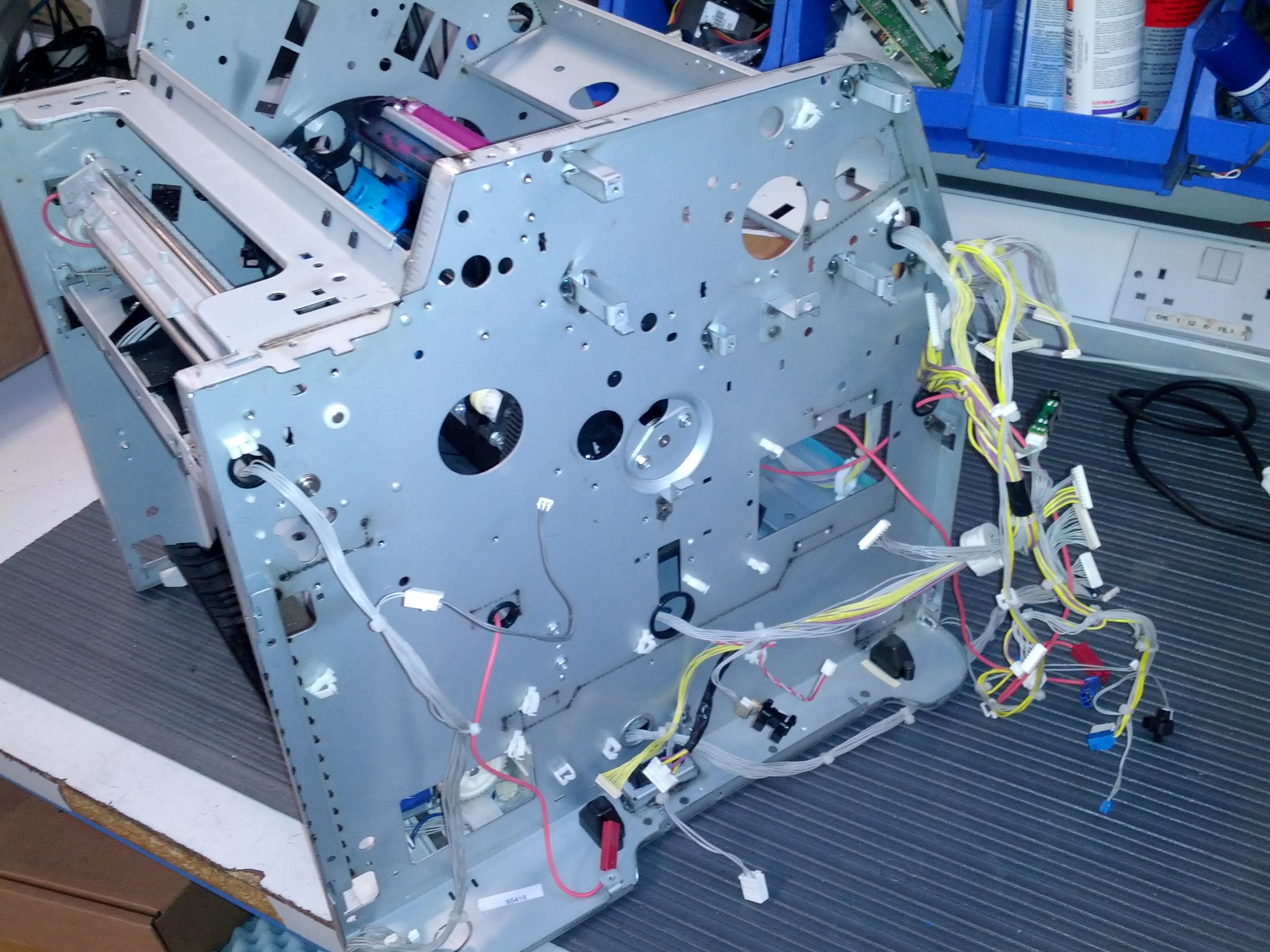 Harvesting Parts From a Laser Printer : 10 Steps (with Pictures ...