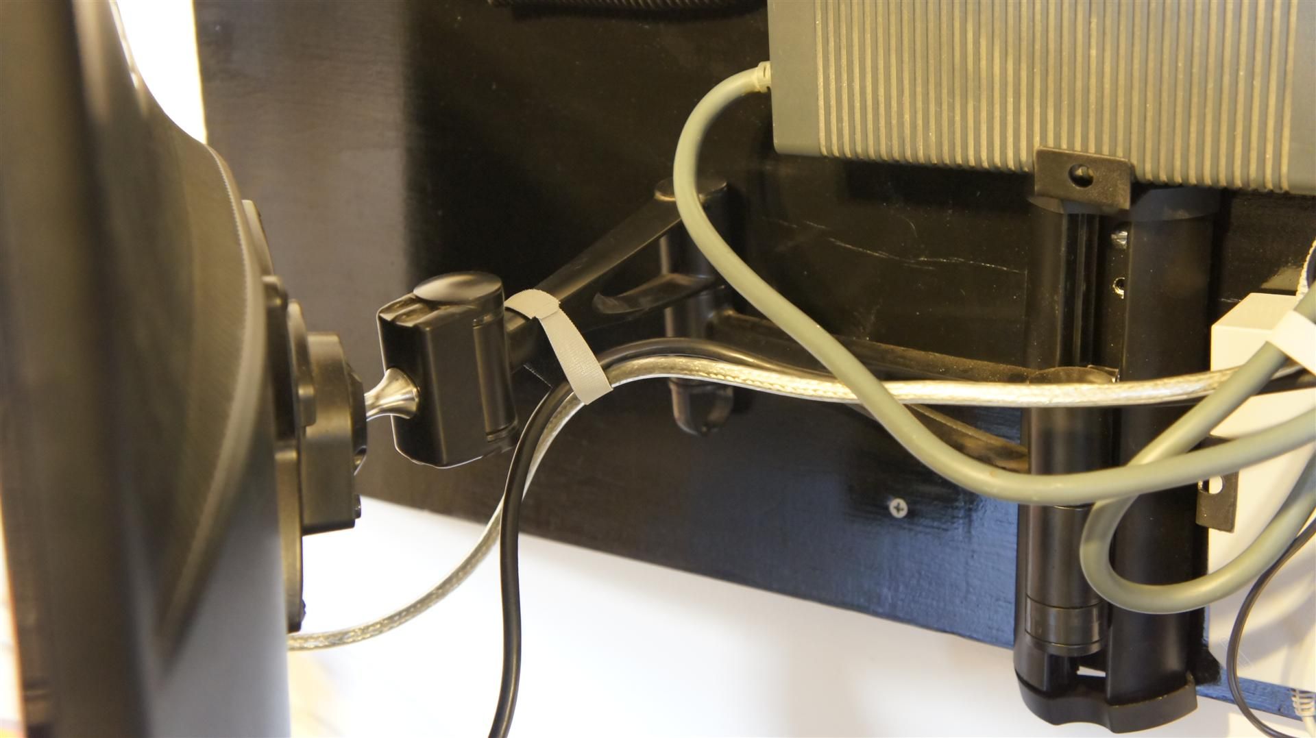 The Wall (wall Mount Your Game Consoles / Monitors / Devices) : 10 ...