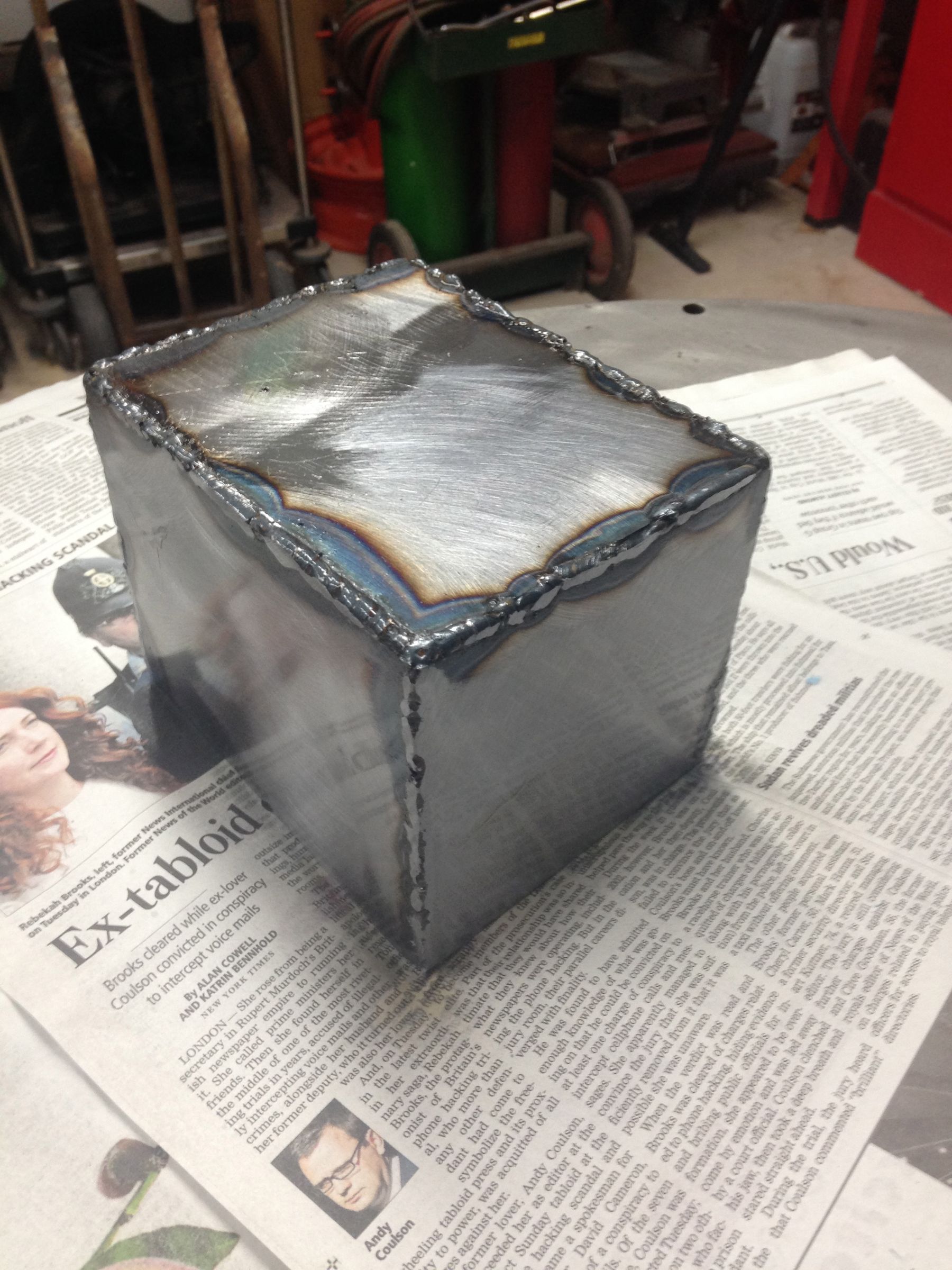 How to MIG Weld a Box : 7 Steps - Instructables