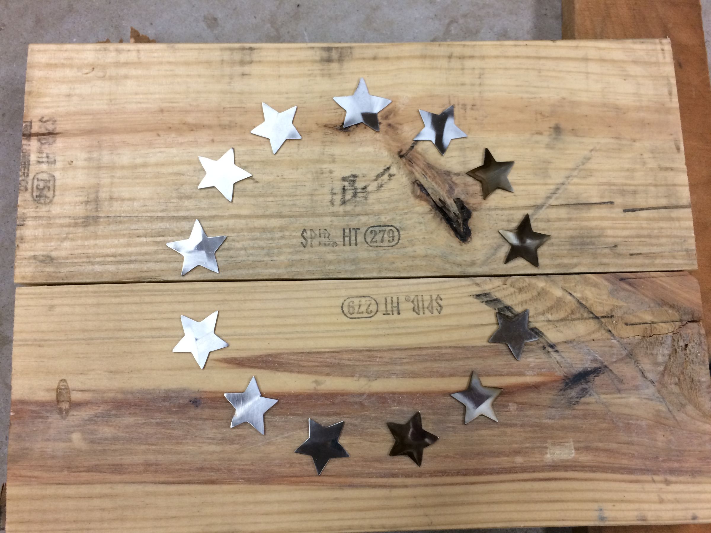 Pallet Wood American Flag (A.K.A. the Pyro Flag) : 15 Steps (with ...