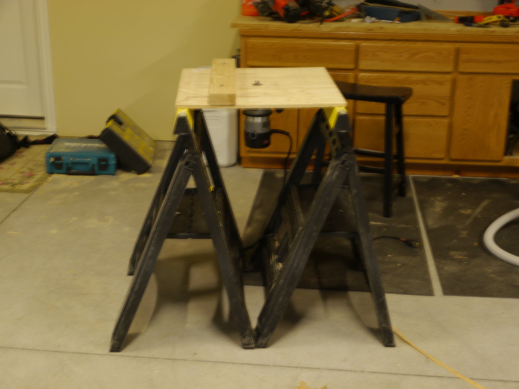 Easy Router Table : 7 Steps - Instructables