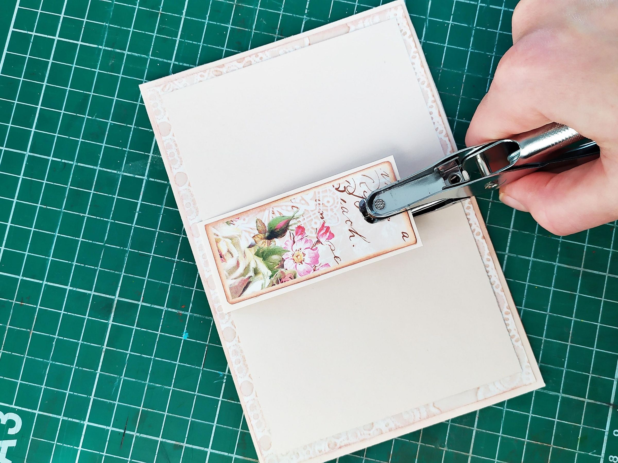 Romantic Scrapbook Photo Album With a Piano Box : 23 Steps (with ...