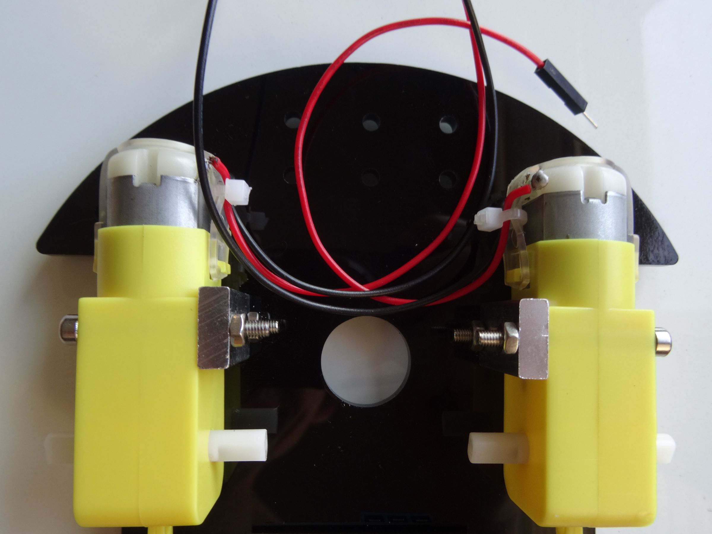Assemble Elegoo Smart Car Robot Kit V1.0 : 32 Steps (with Pictures ...