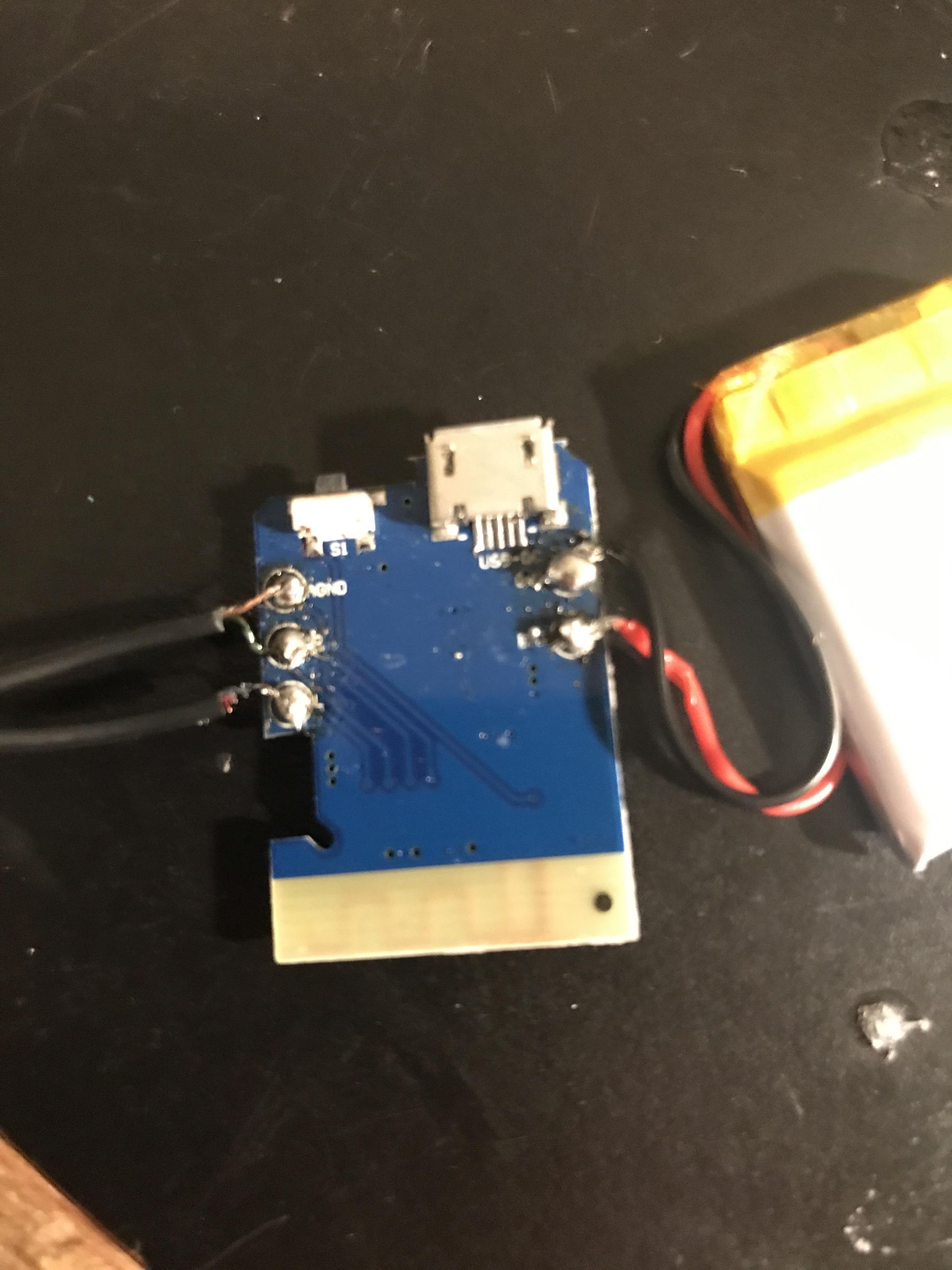 Super Cheap DIY Bluetooth Headphones : 5 Steps - Instructables