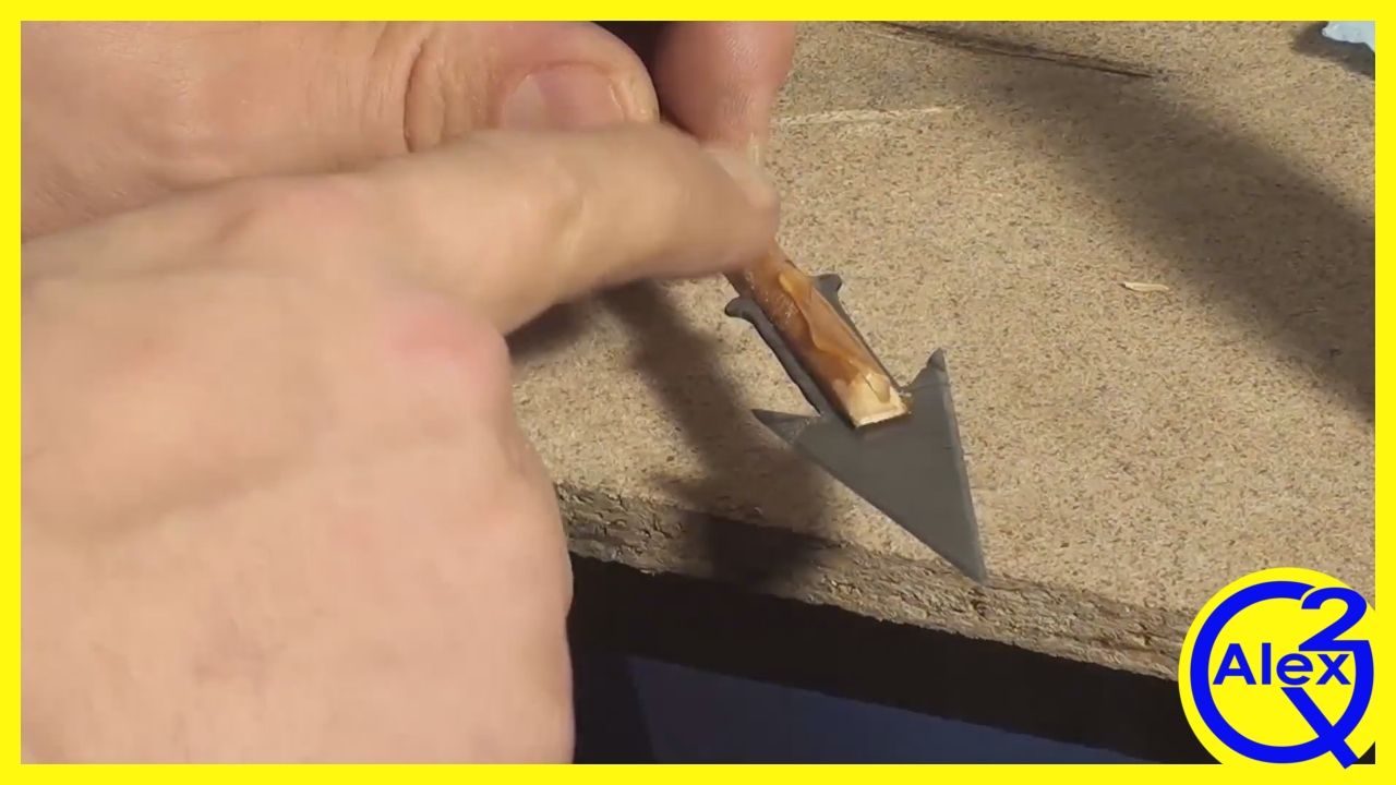 Arrowheads Made From an Old Saw Blade With Basic Tools : 22 Steps (with ...