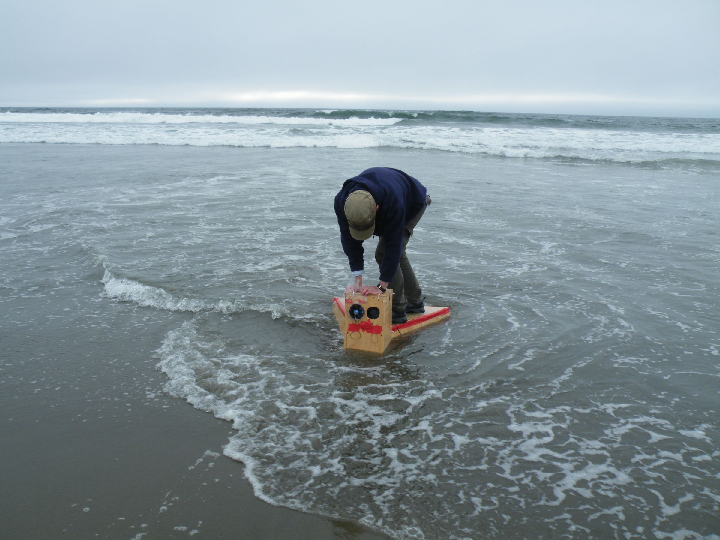 Small-scale Wave-power - Free Energy From the Beach! : 6 Steps (with ...