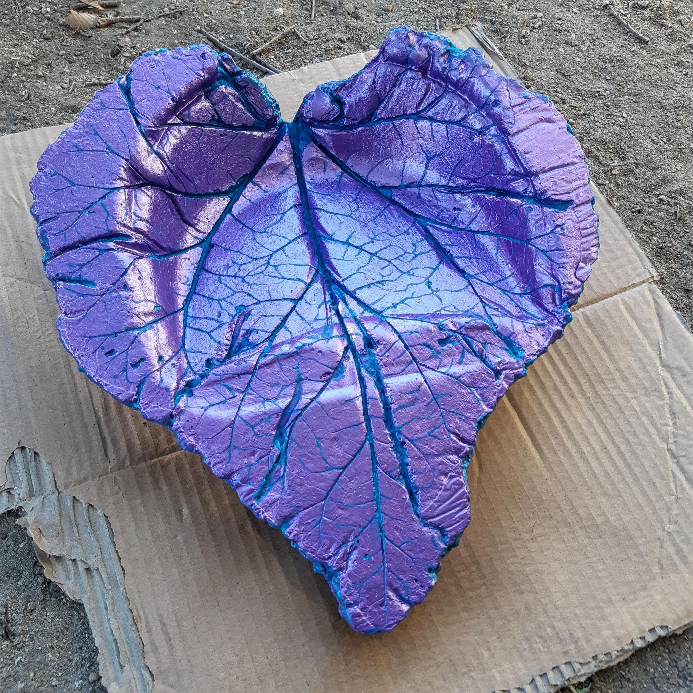 Concrete Rhubarb Leaf Garden Decor : 8 Steps (with Pictures ...