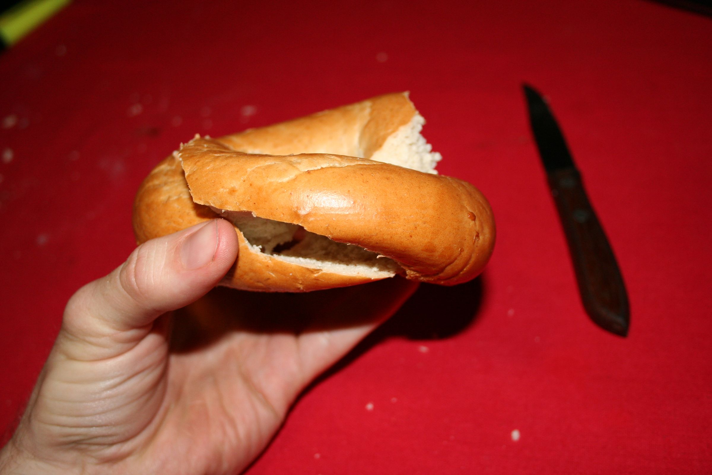 Mobius Interlocking Bagels : 4 Steps - Instructables