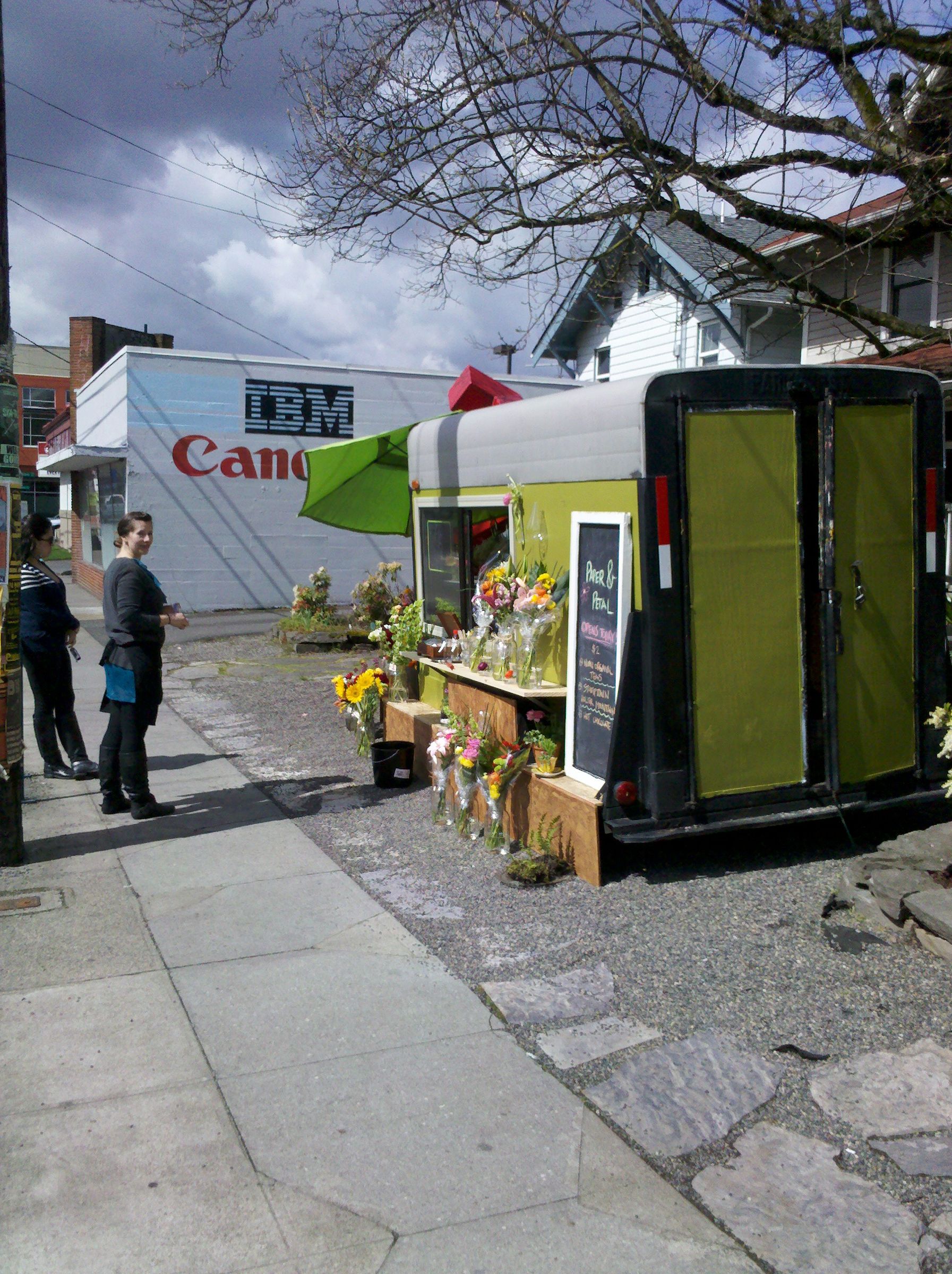 Portable Flower Shop : 6 Steps (with Pictures) - Instructables