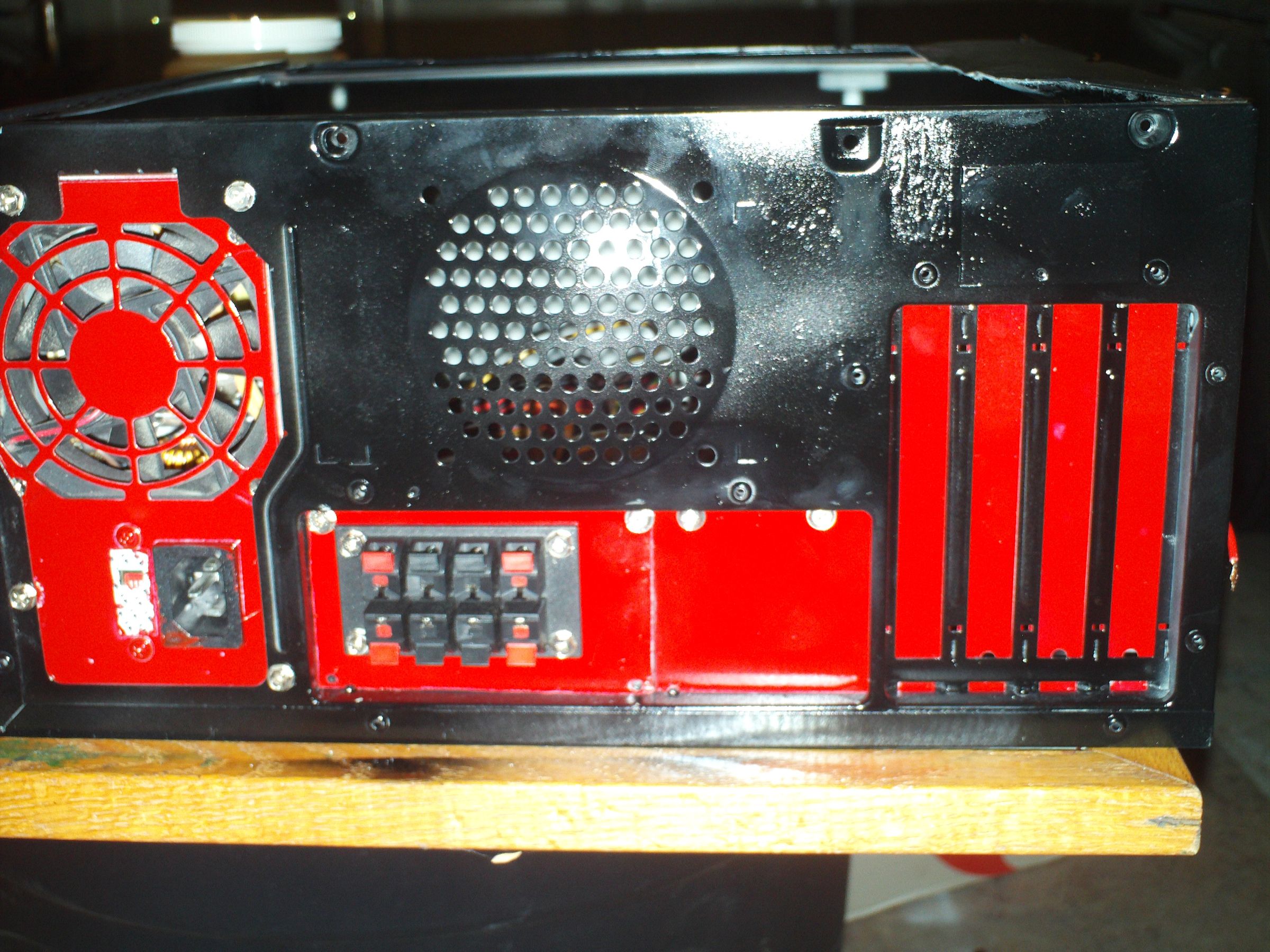 Wire a Car Stereo to a Computer PSU : 8 Steps - Instructables